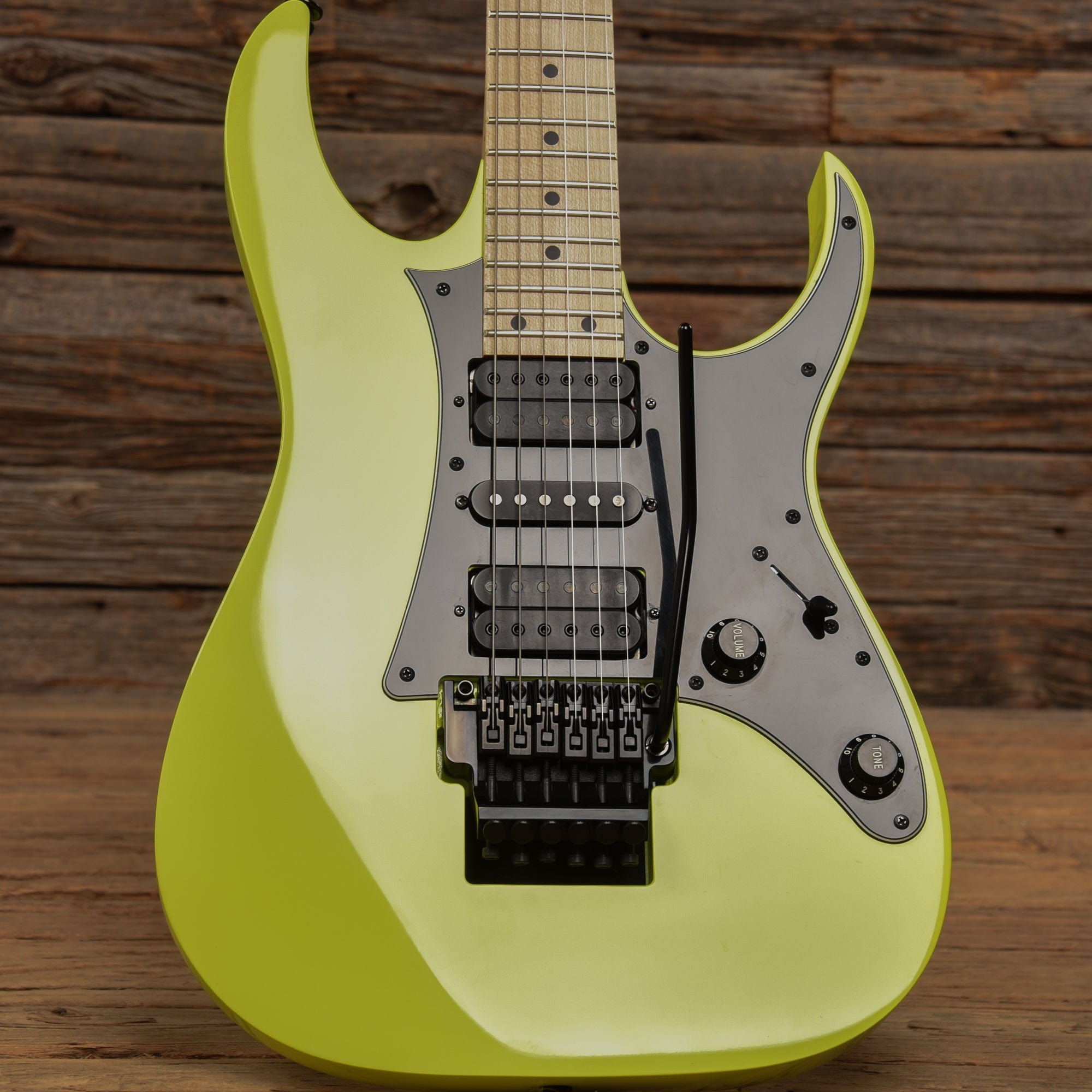 Ibanez RG550 Genesis Collection Desert Yellow 2022 – Chicago Music Exchange