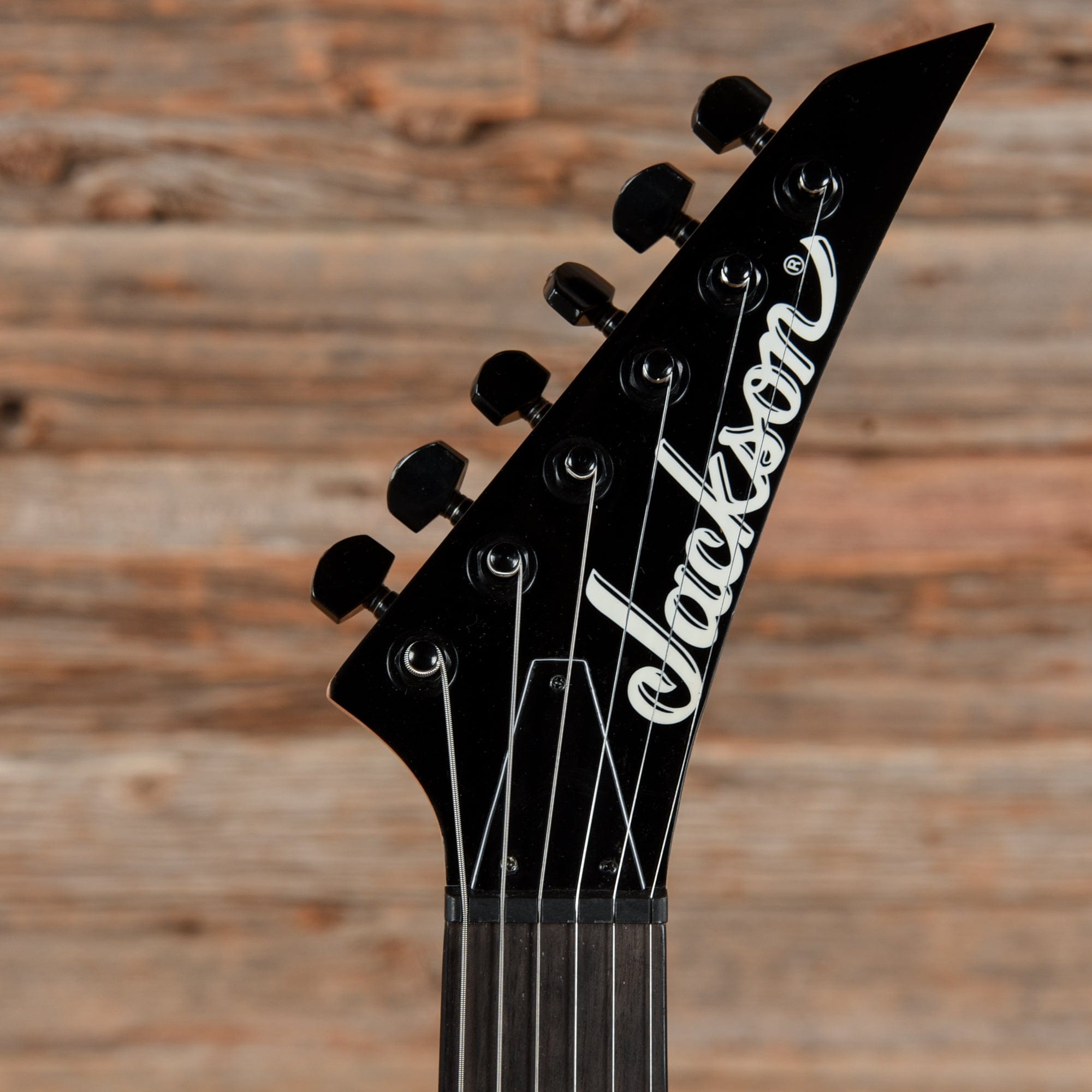 Jackson JS11 Dinky White 2022 – Chicago Music Exchange