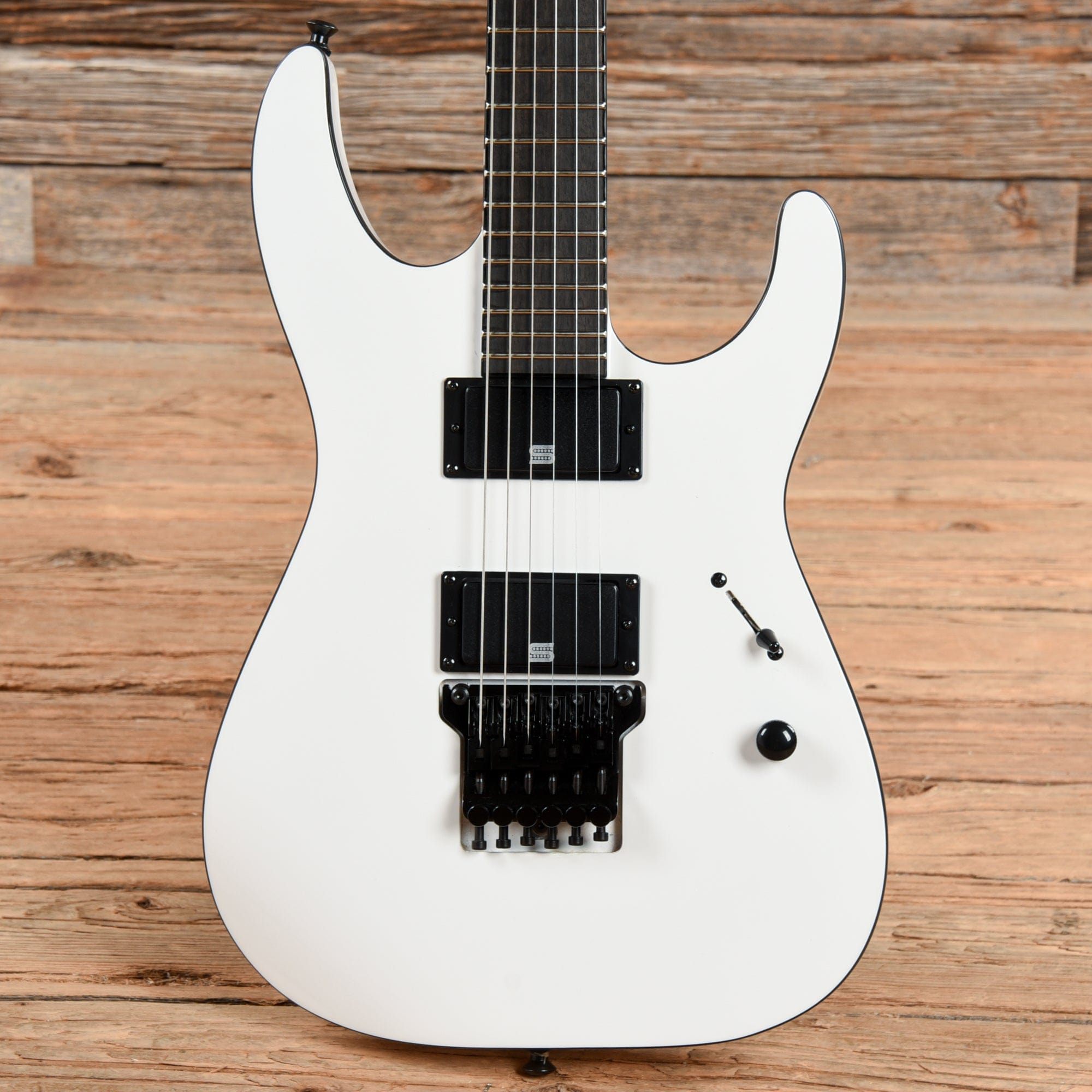 Jackson Pro Series Mick Thomson Soloist White 2023 – Chicago Music Exchange