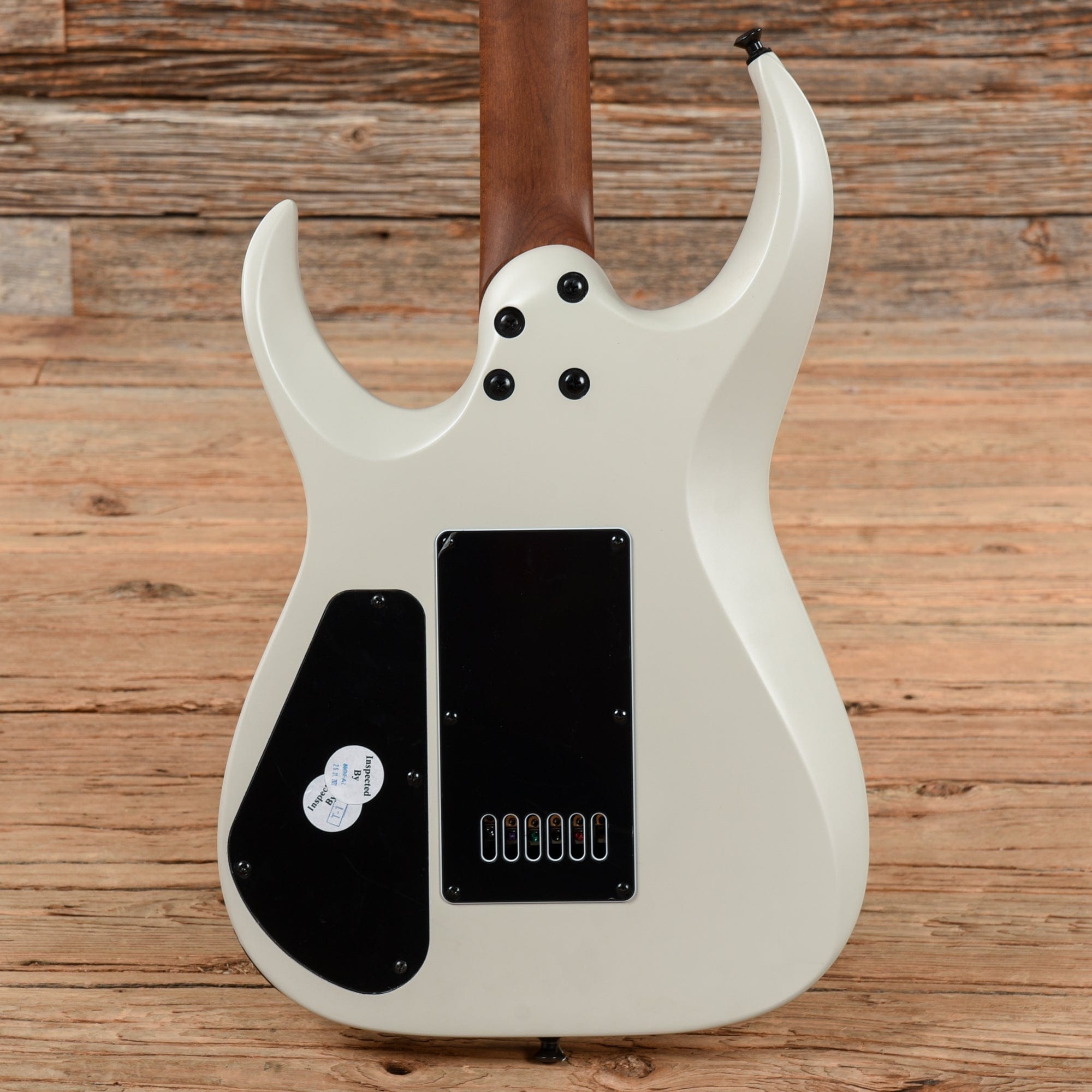 Jackson Pro Series Misha Mansoor Signature Juggernaut White – Chicago ...