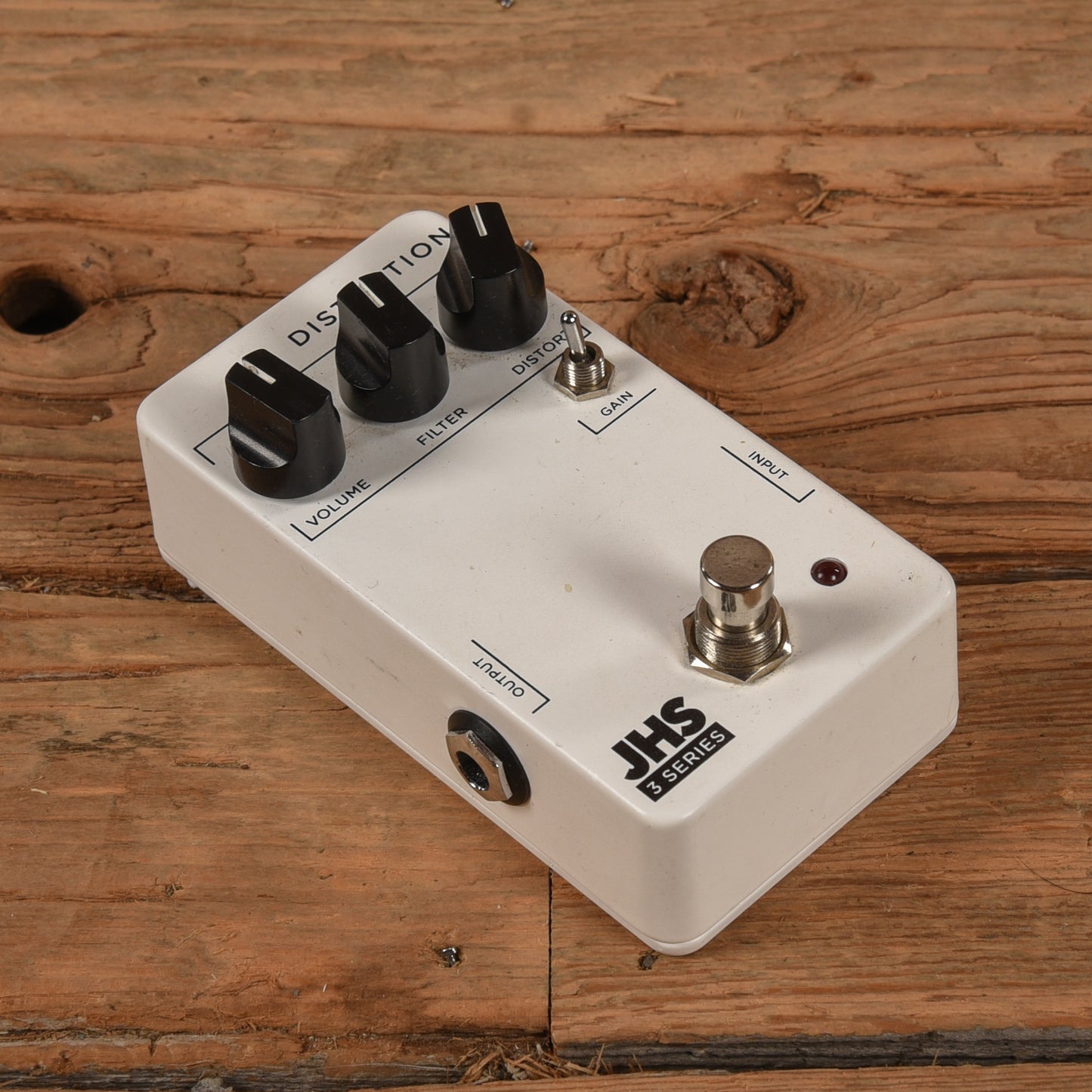 JHS 3 Series Distortion – Chicago Music Exchange