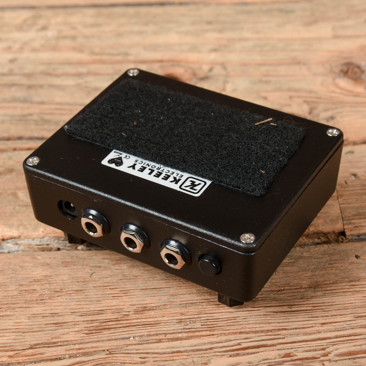 Keeley Dark Side Workstation – Chicago Music Exchange