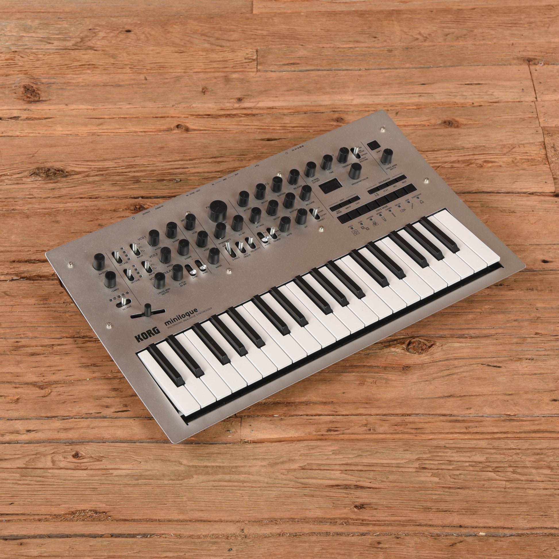 Korg Minilogue 4-Voice Polyphonic Analog Synthesizer – Chicago Music ...