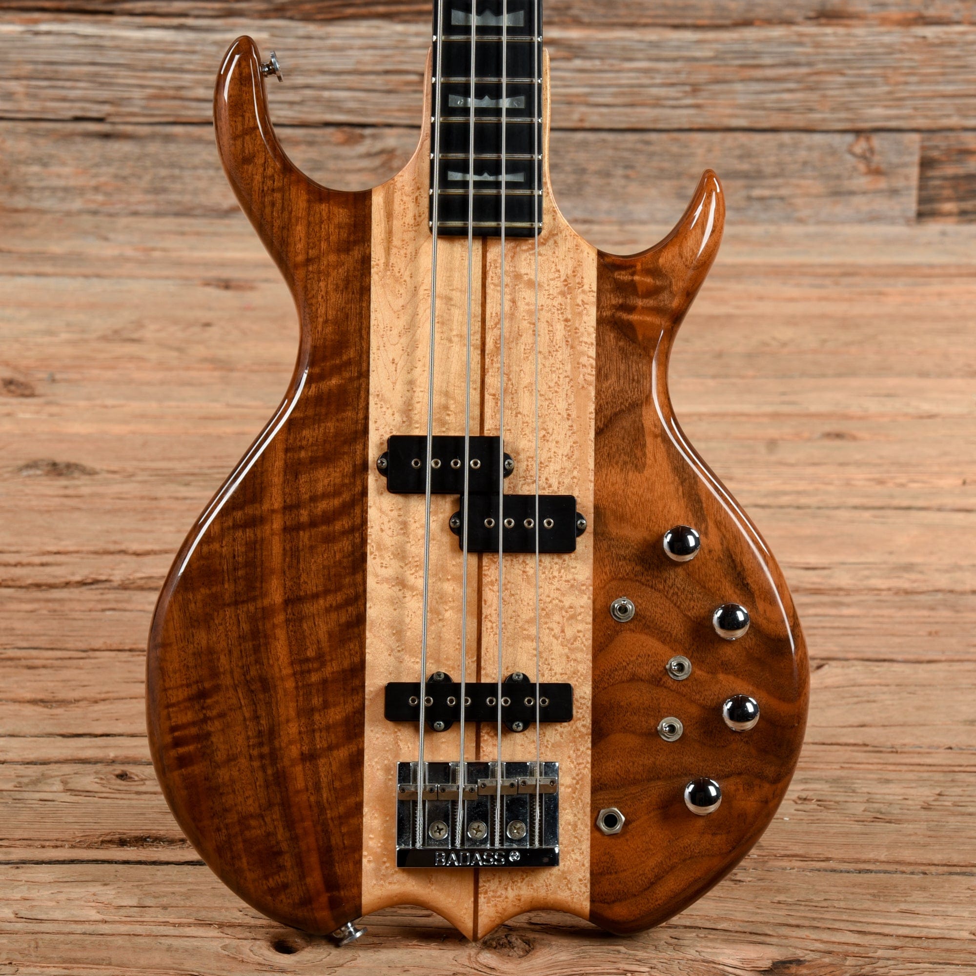 Kramer DMZ 6000B Natural 1981 – Chicago Music Exchange