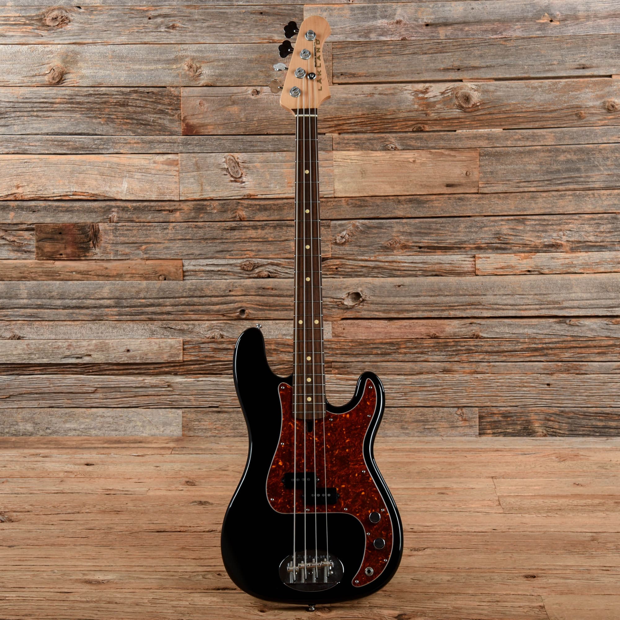 Lakland Skyline 44-64 Black – Chicago Music Exchange