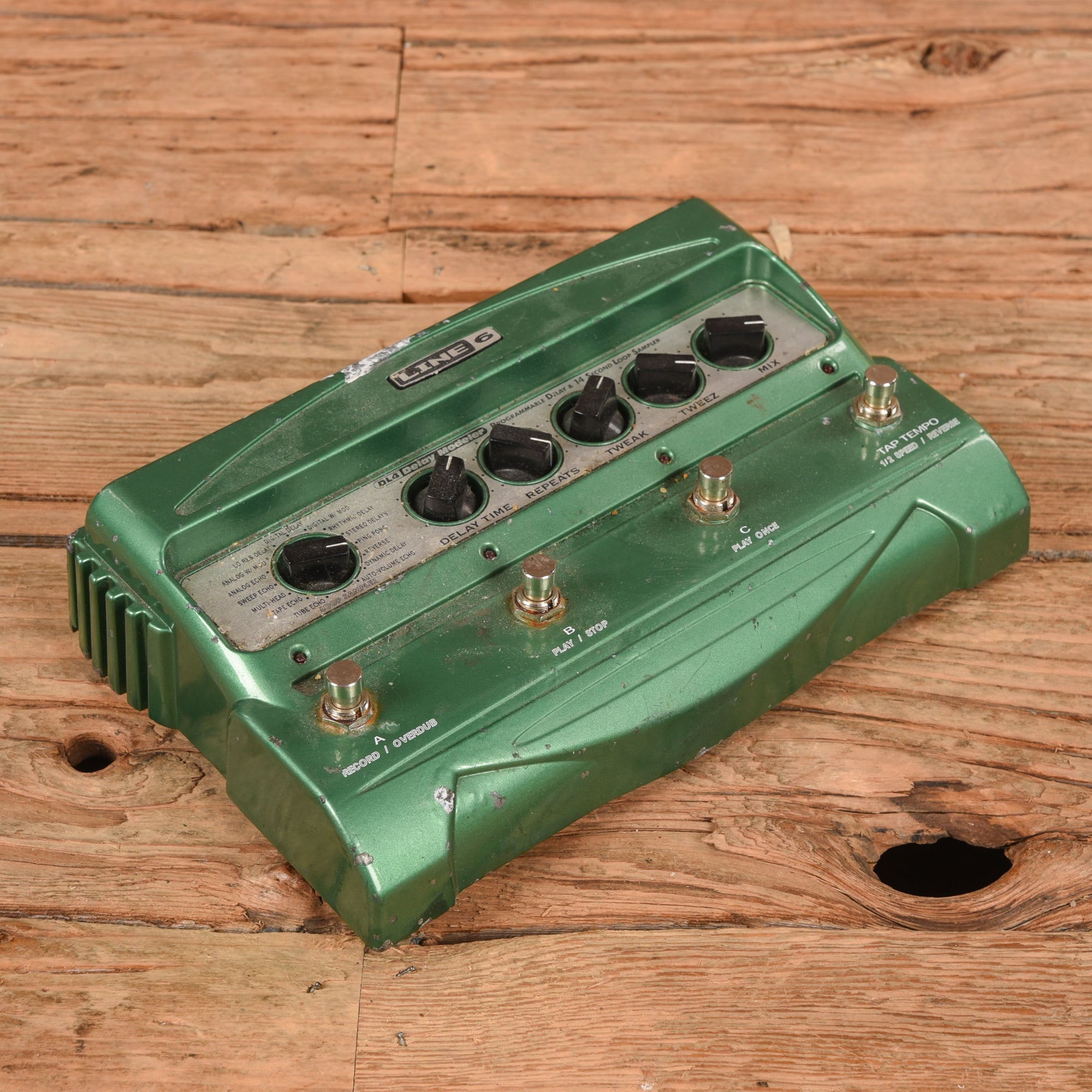 Line 6 DL-4 – Chicago Music Exchange