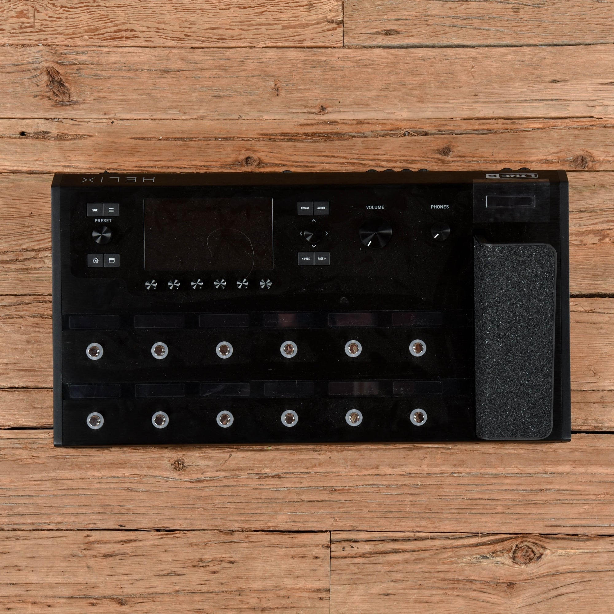 Line 6 Helix Floor Multi-Effect and Amp Modeler – Chicago Music Exchange