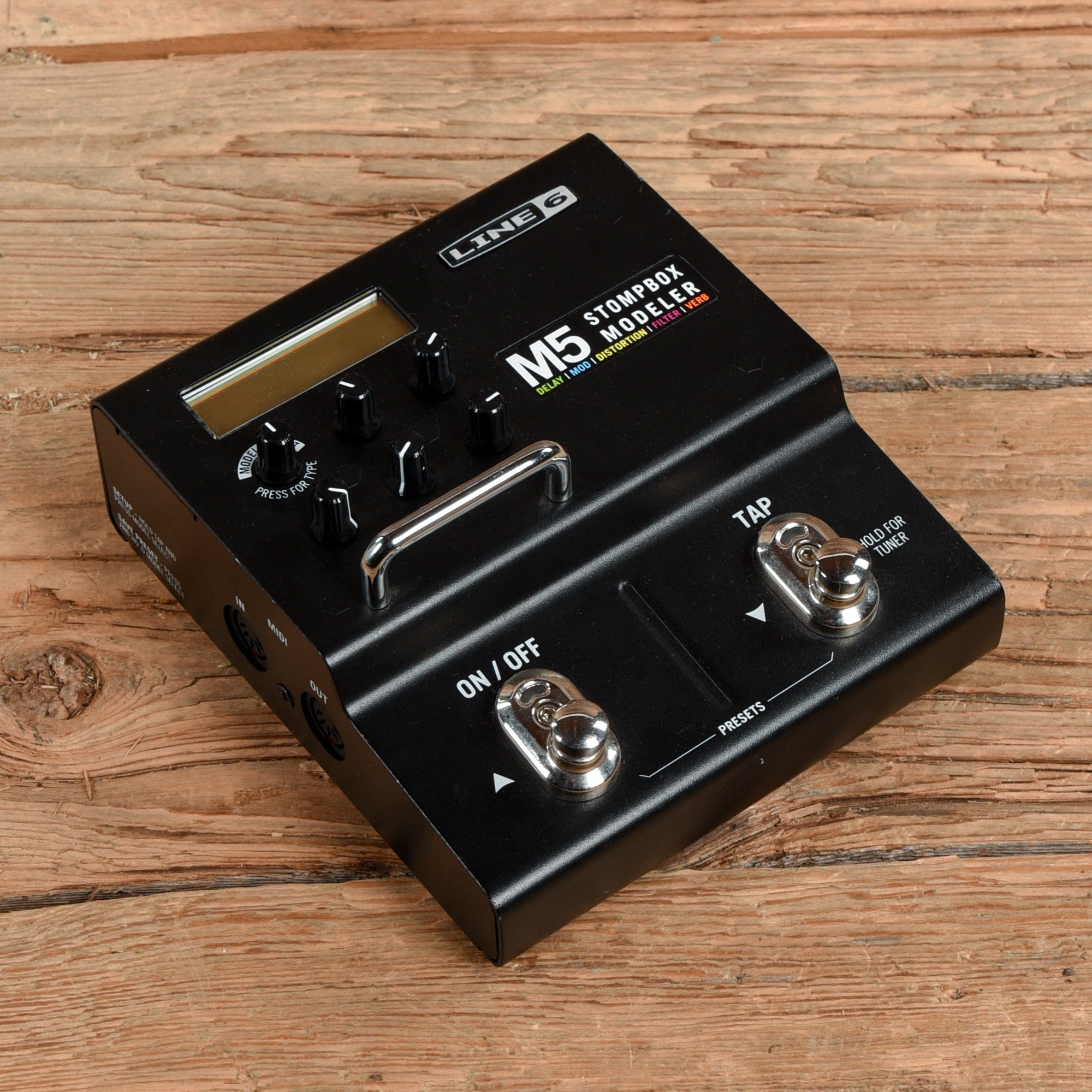 Line 6 M5 Stombox Modeler – Chicago Music Exchange