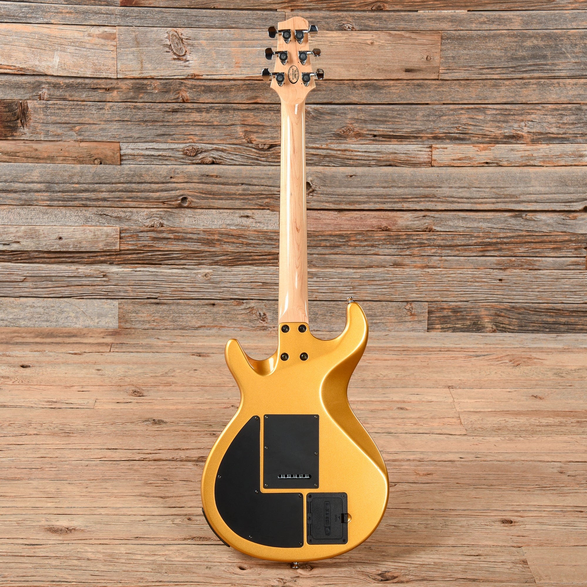 Line 6 Variax 700 Gold – Chicago Music Exchange