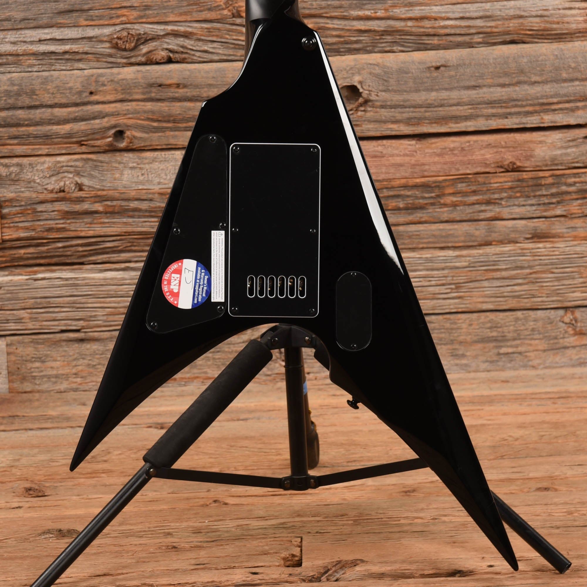 LTD Arrow 1000ET Black – Chicago Music Exchange