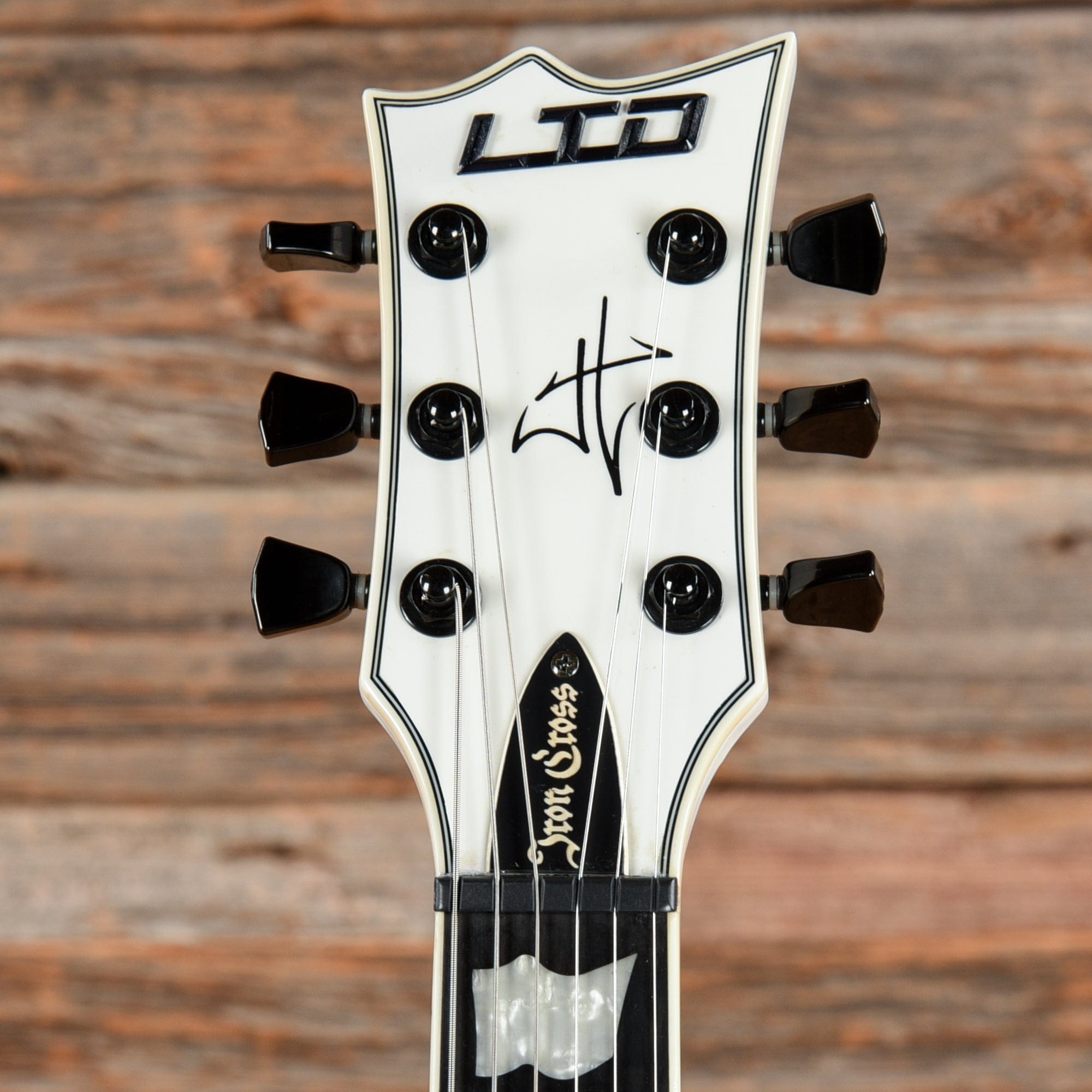 LTD Iron Cross James Hetfield Signature Snow White 2015 – Chicago Music ...
