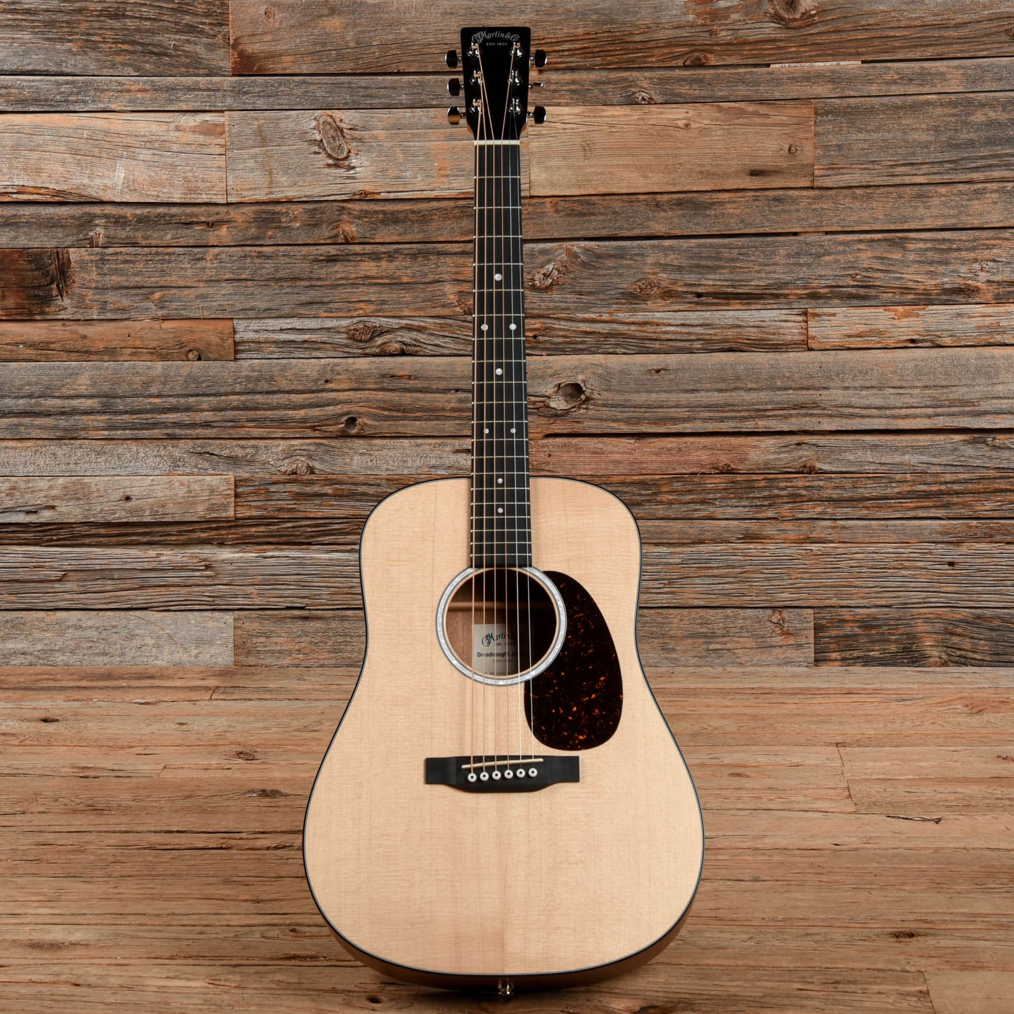 Martin DJR-10E Dreadnought Junior Natural 2023 – Chicago Music Exchange