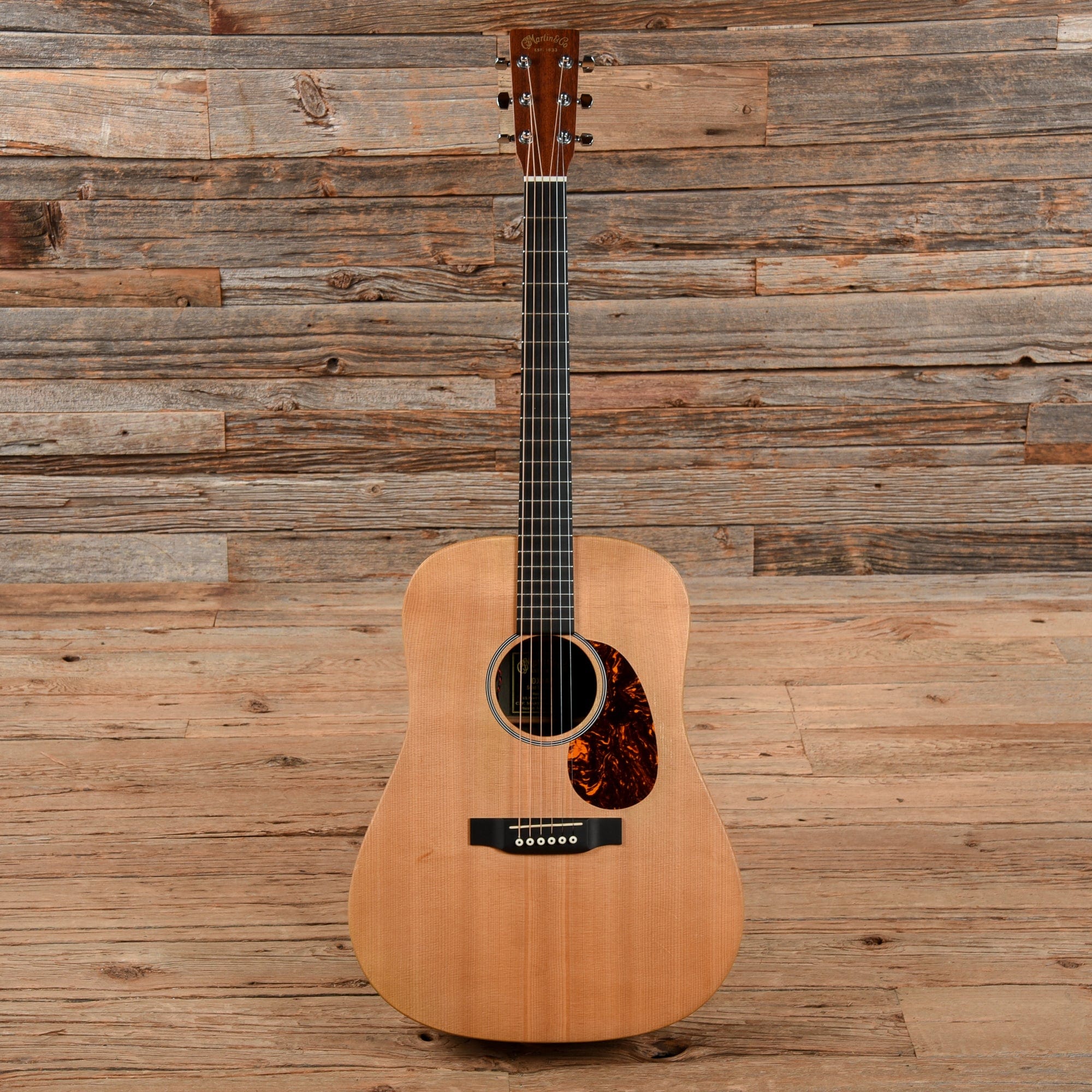 Martin DX1AE Natural 2011 – Chicago Music Exchange