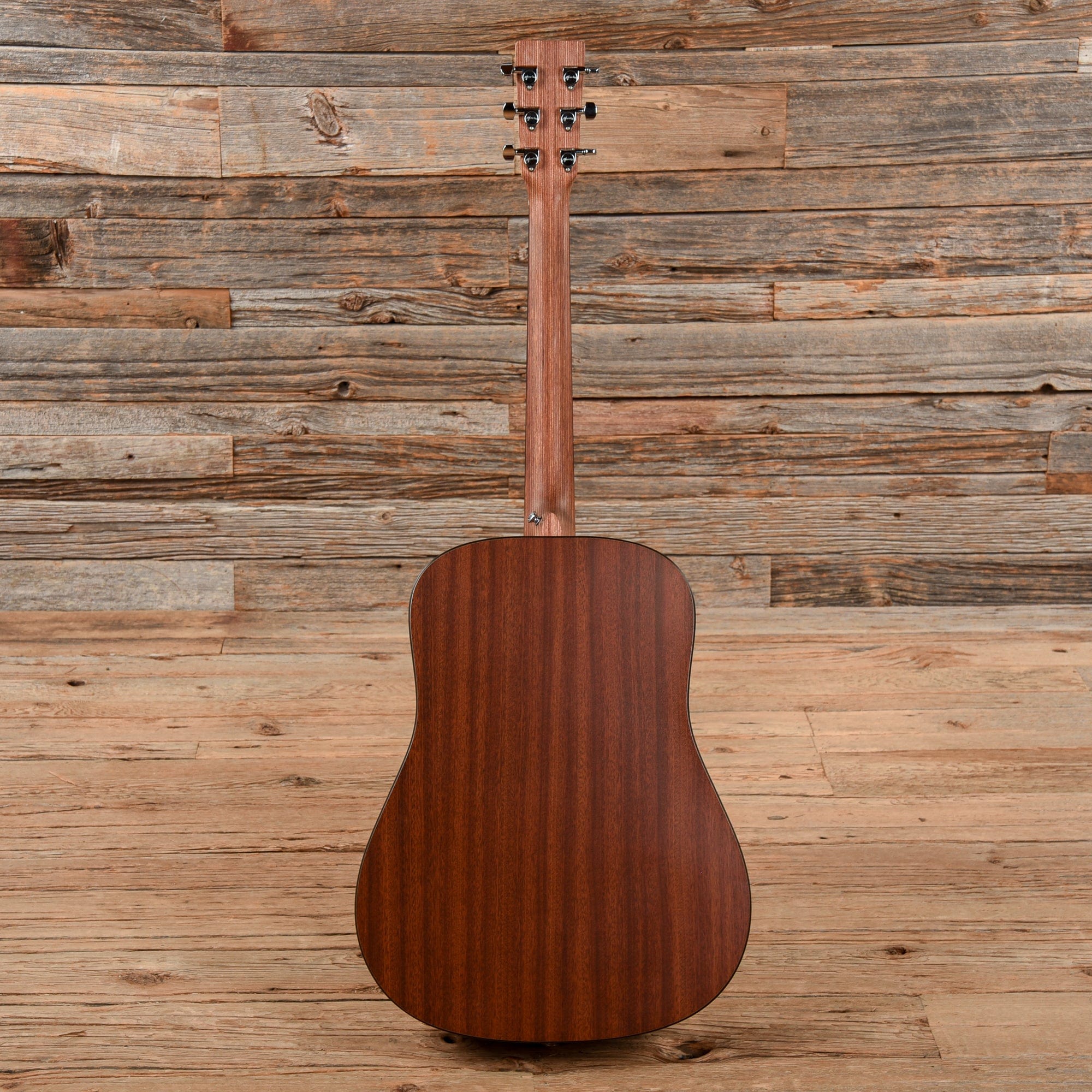 Martin DX1AE Natural 2011 – Chicago Music Exchange
