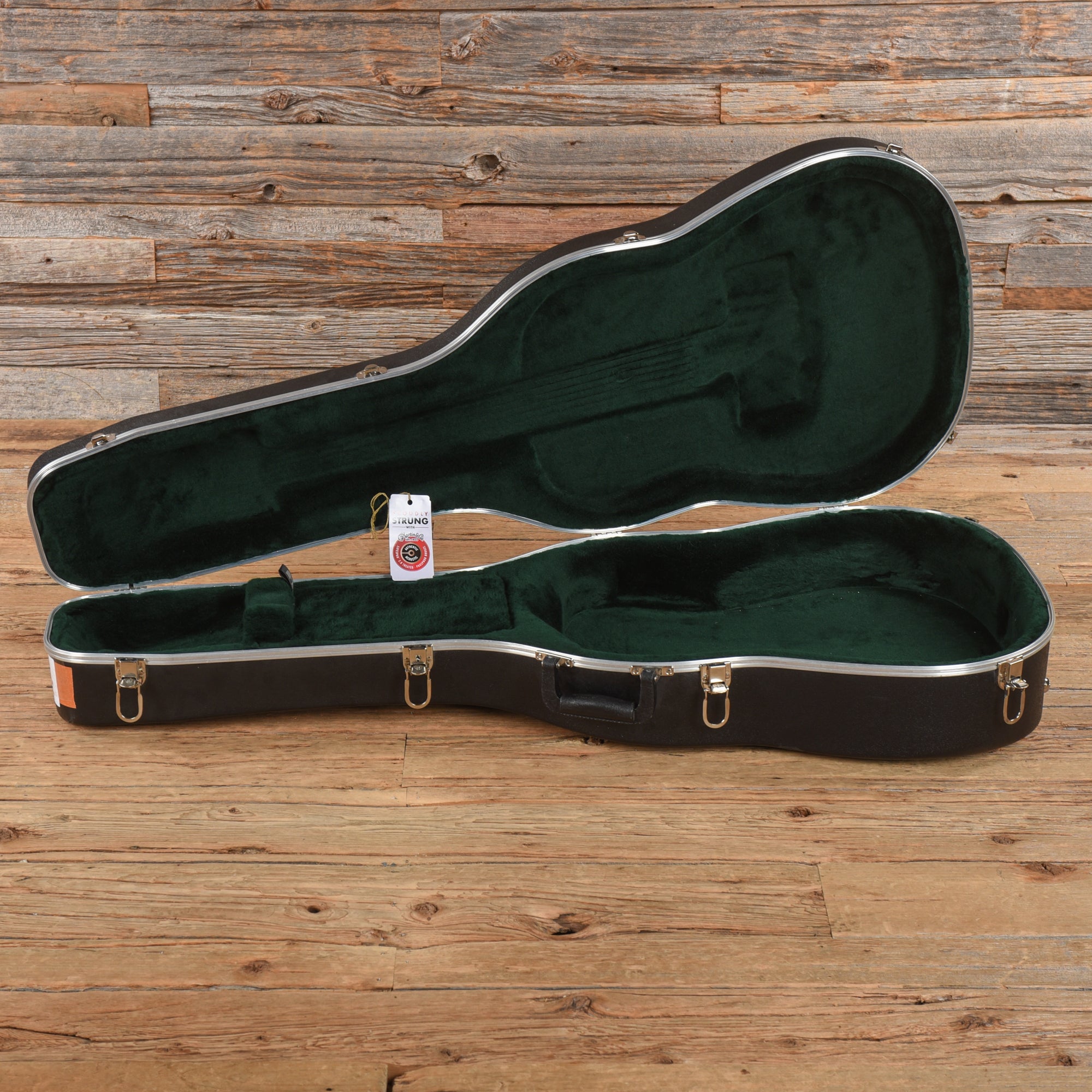 Martin Standard Series D-28 Natural 2021 – Chicago Music Exchange