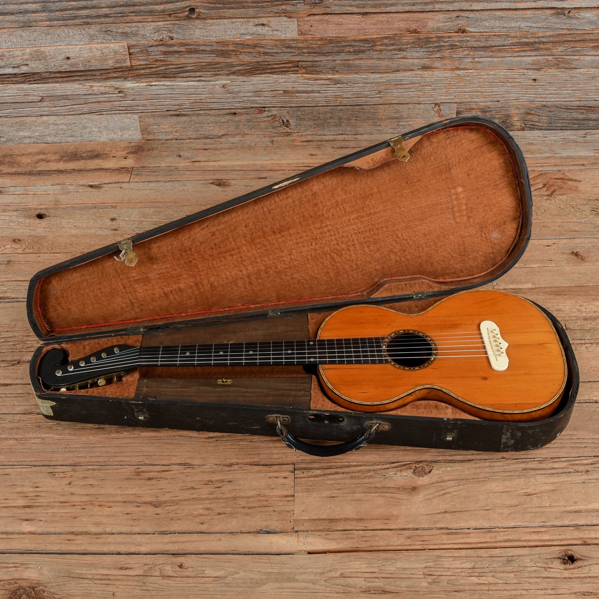 Martin & Bruno Parlor w/Ivory Bridge Natural 1830s – Chicago Music Exchange