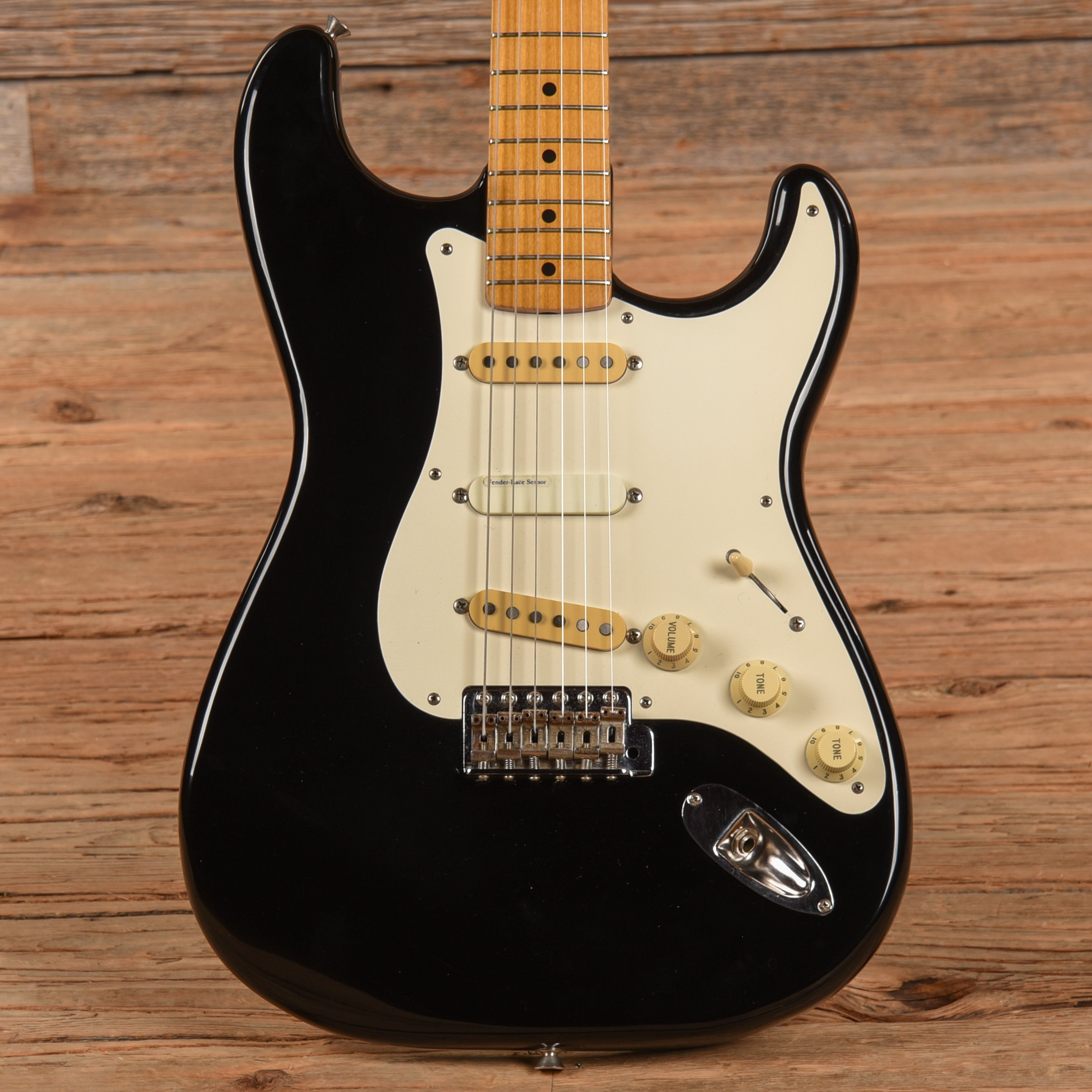 Fender ST-54 Stratocaster Black 1989 – Chicago Music Exchange