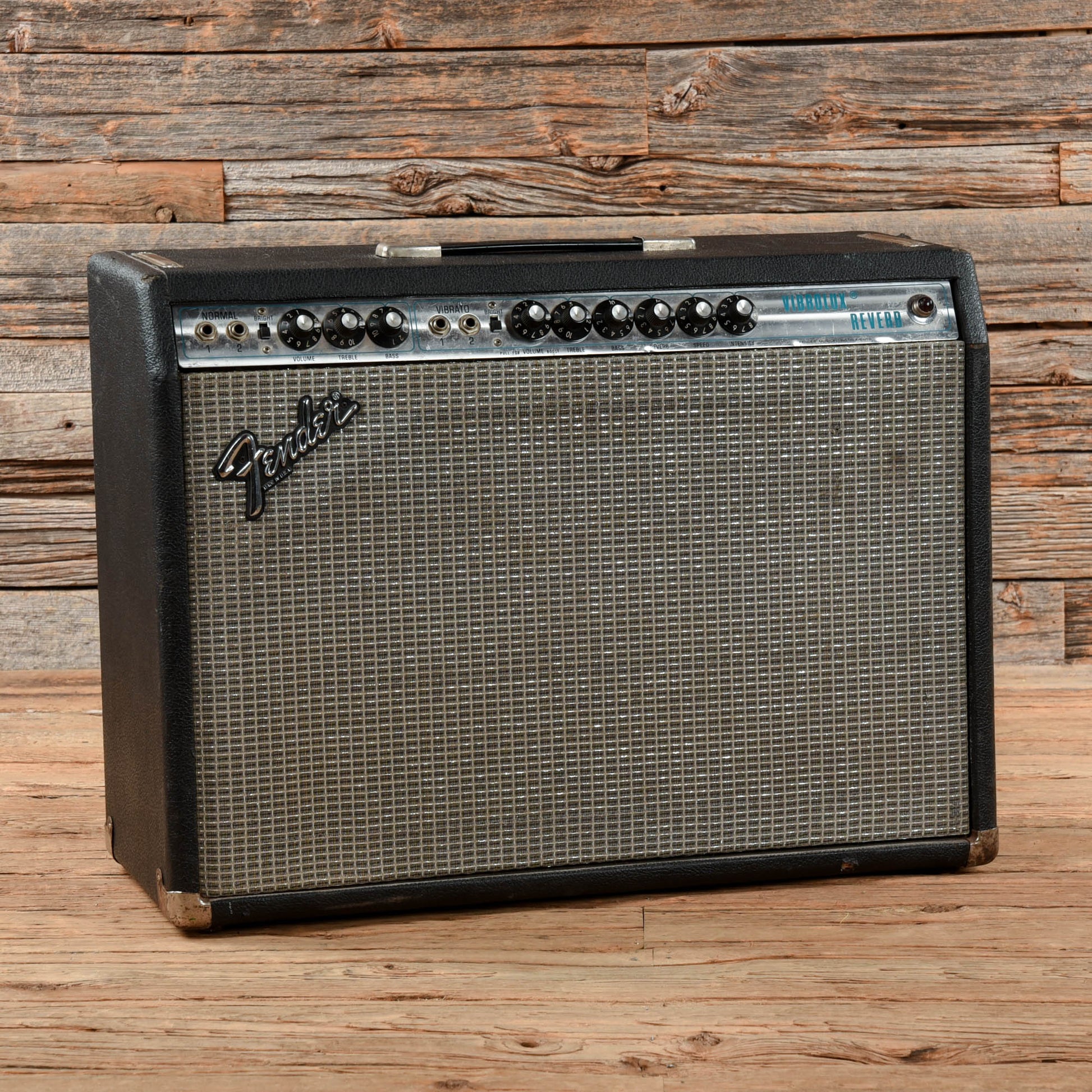 Fender Vibrolux 1979 – Chicago Music Exchange