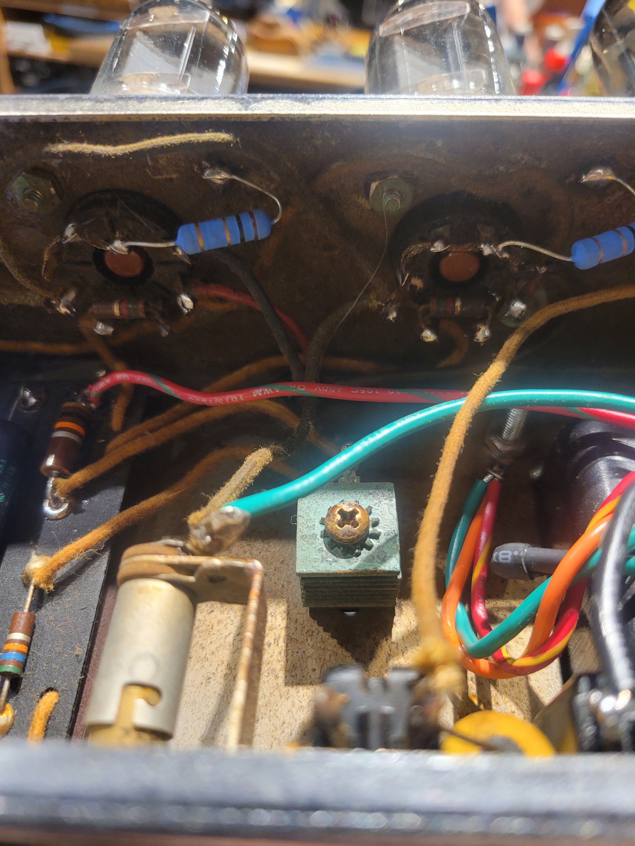 Fender Tweed Pro Model 5E5 1959 – Chicago Music Exchange