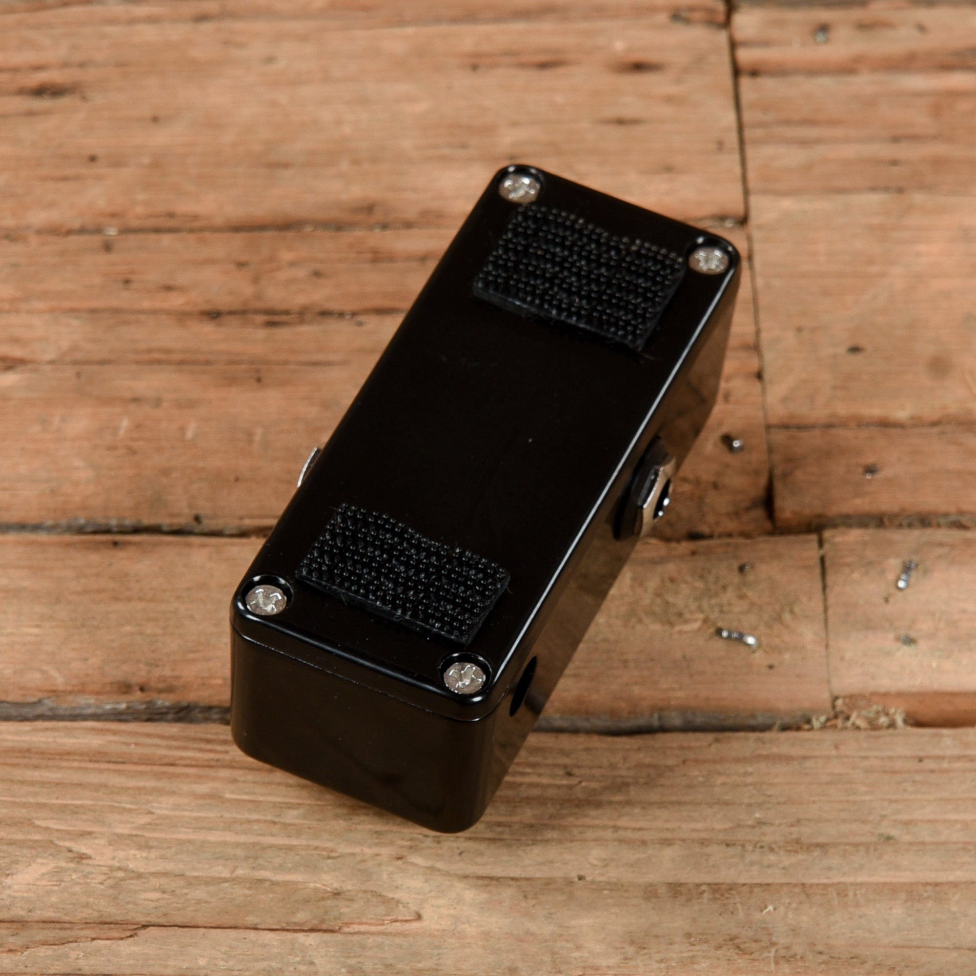 Mr. Black Pedals Mini Reverb – Chicago Music Exchange