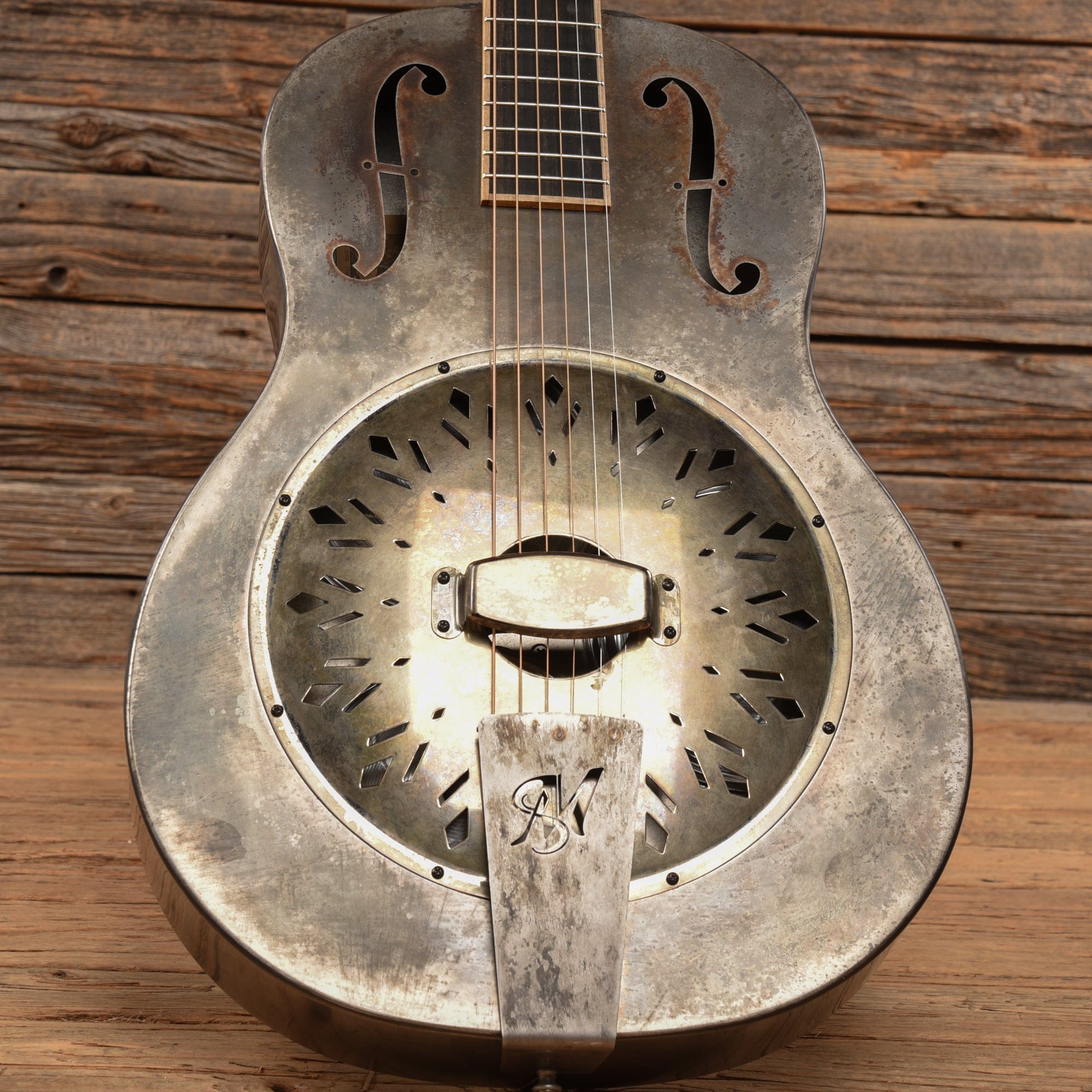 Mule Tricone Resonator – Chicago Music Exchange