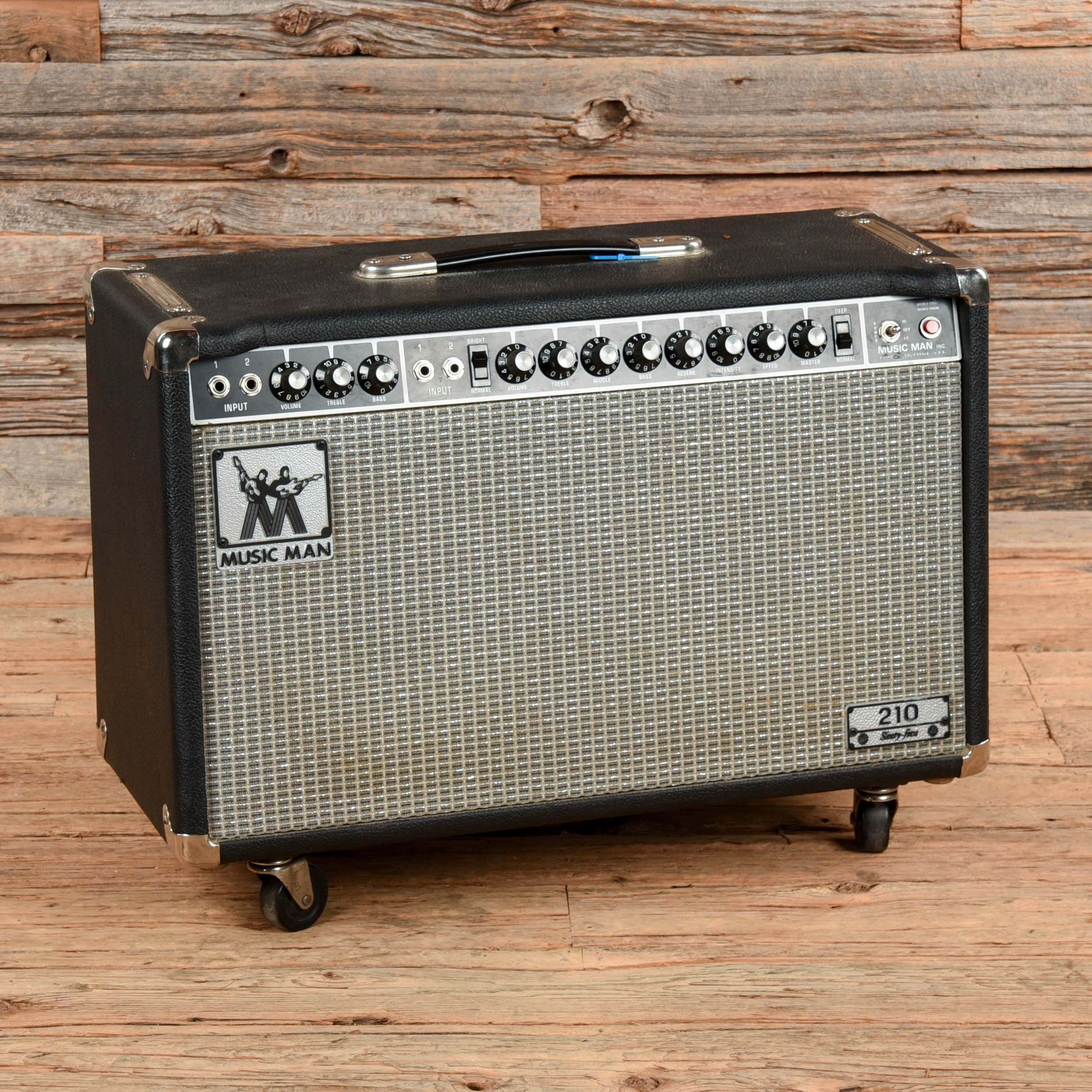 Music Man 210-65 65-Watt 2x10" Combo – Chicago Music Exchange