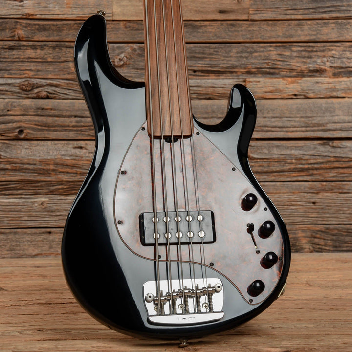 Music Man StingRay 5H Fretless Black 1999 – Chicago Music Exchange