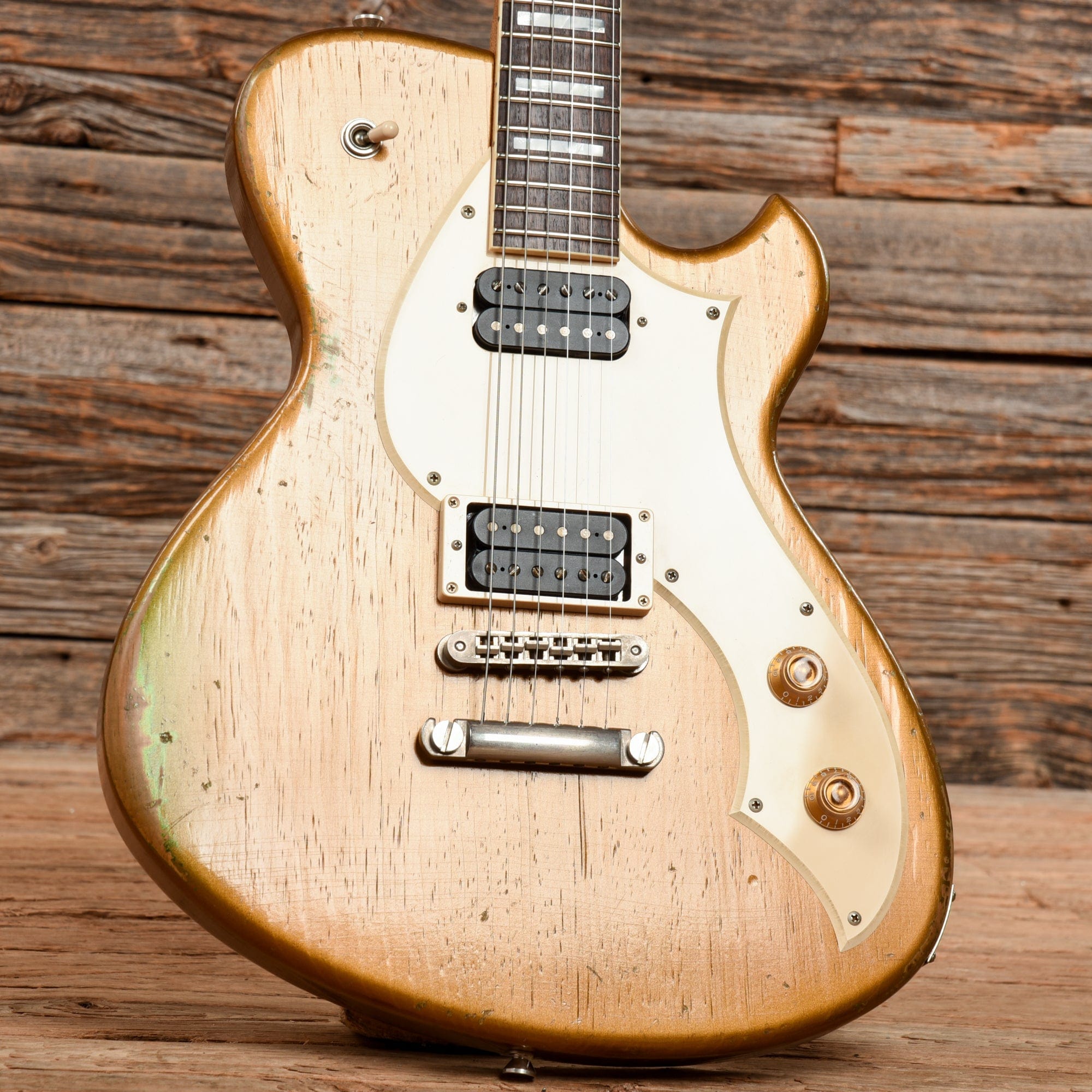 Novo Solus H2 Gold 2022 – Chicago Music Exchange