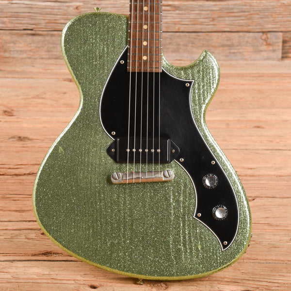 Novo Solus M1 Green Sparkle 2021 – Chicago Music Exchange
