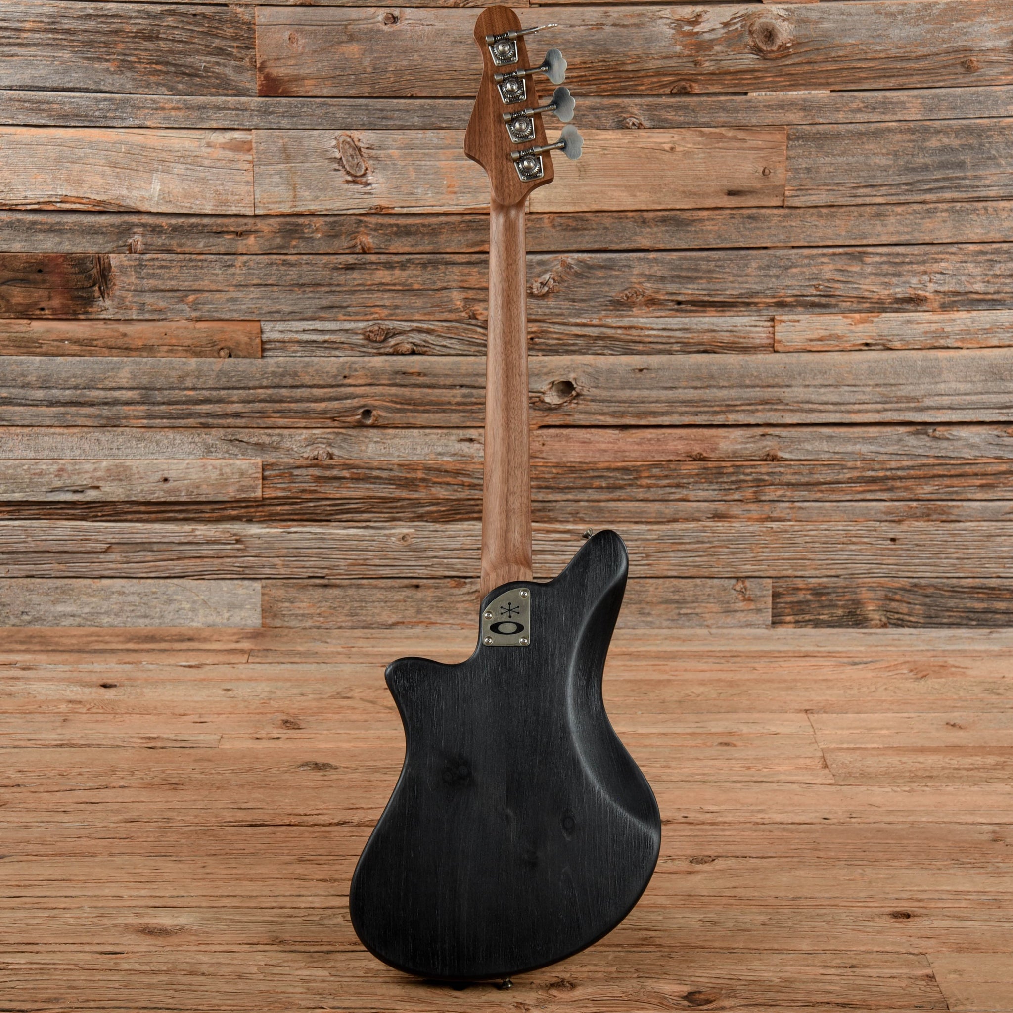 Offbeat Guitars "Jackie O" Short Scale Bass Black Magic 2023 – Chicago ...