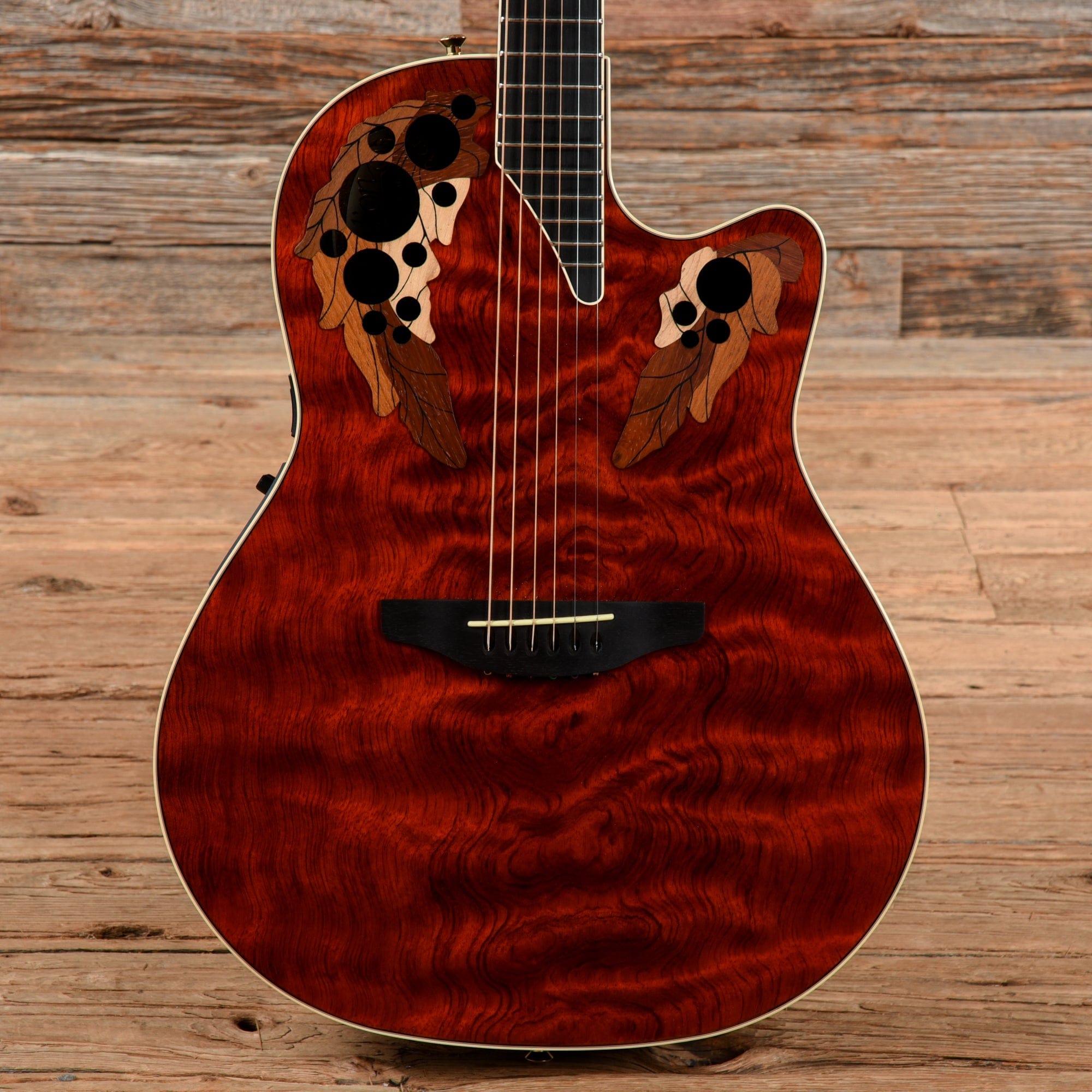 Ovation Collector's Series Waterfall Bubinga 1999 – Chicago Music Exchange