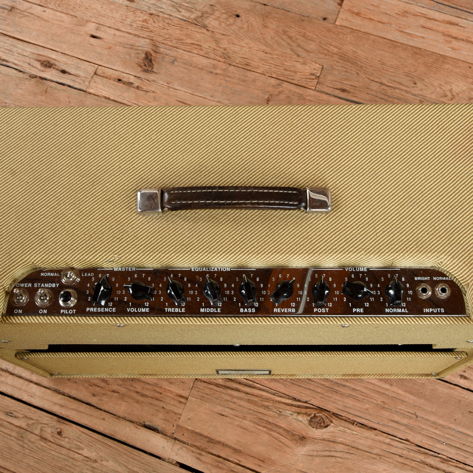 Peavey Classic 50 2-Channel 50-Watt 2x12" Guitar Combo Amp – Chicago ...