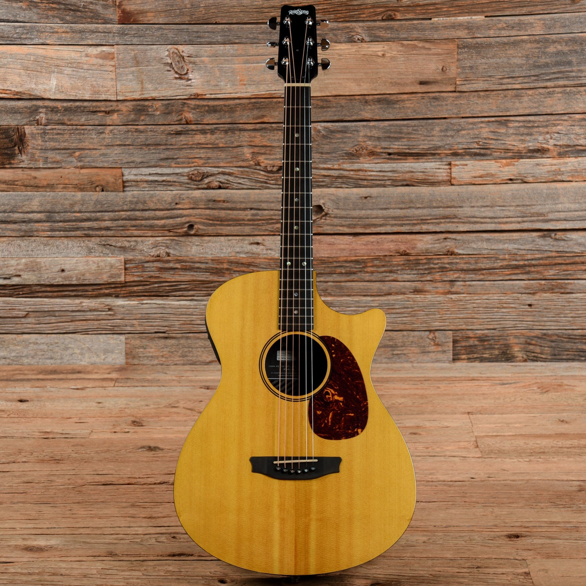 Rainsong V-OM1000NSX Natural 2021 – Chicago Music Exchange