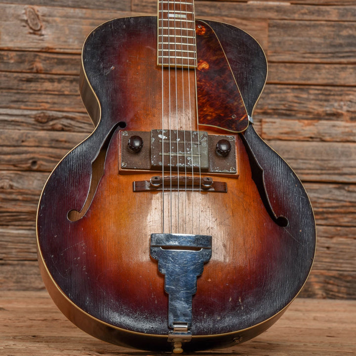 Recording King Archtop Sunburst – Chicago Music Exchange
