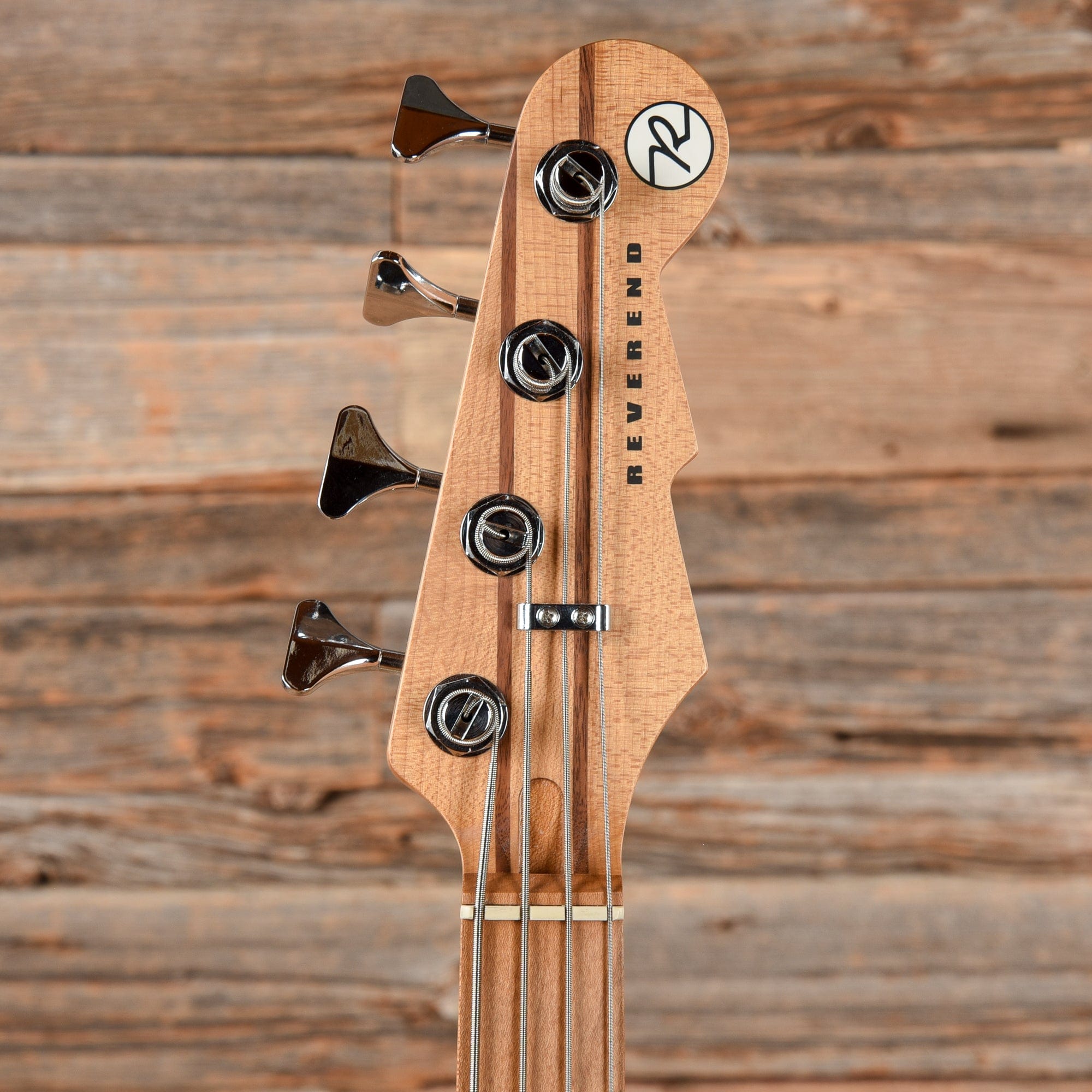 Reverend Raymond Bass Sea Foam Green – Chicago Music Exchange