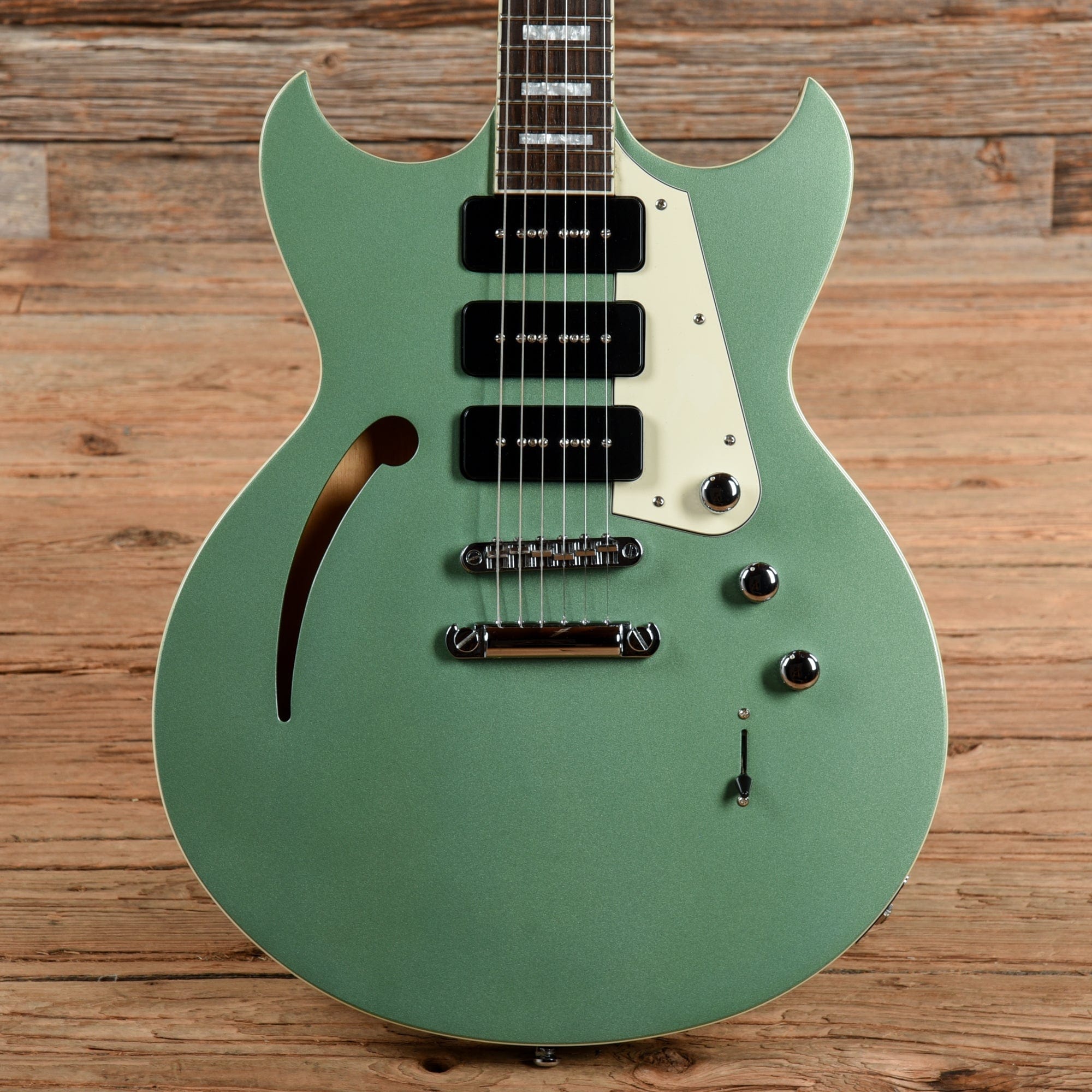 Reverend Manta Ray 390 Metallic Alpine Green – Chicago Music Exchange