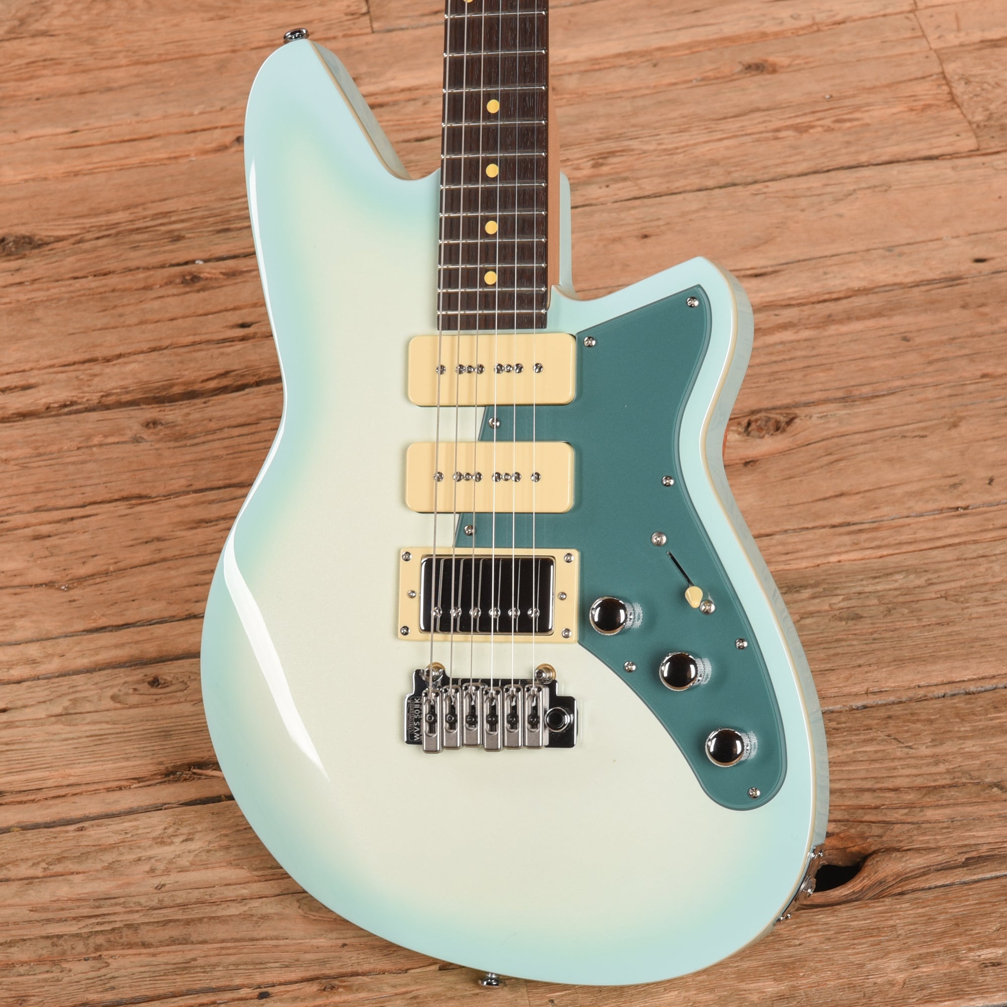 Reverend Six Gun HPP Chronic Blue Burst – Chicago Music Exchange