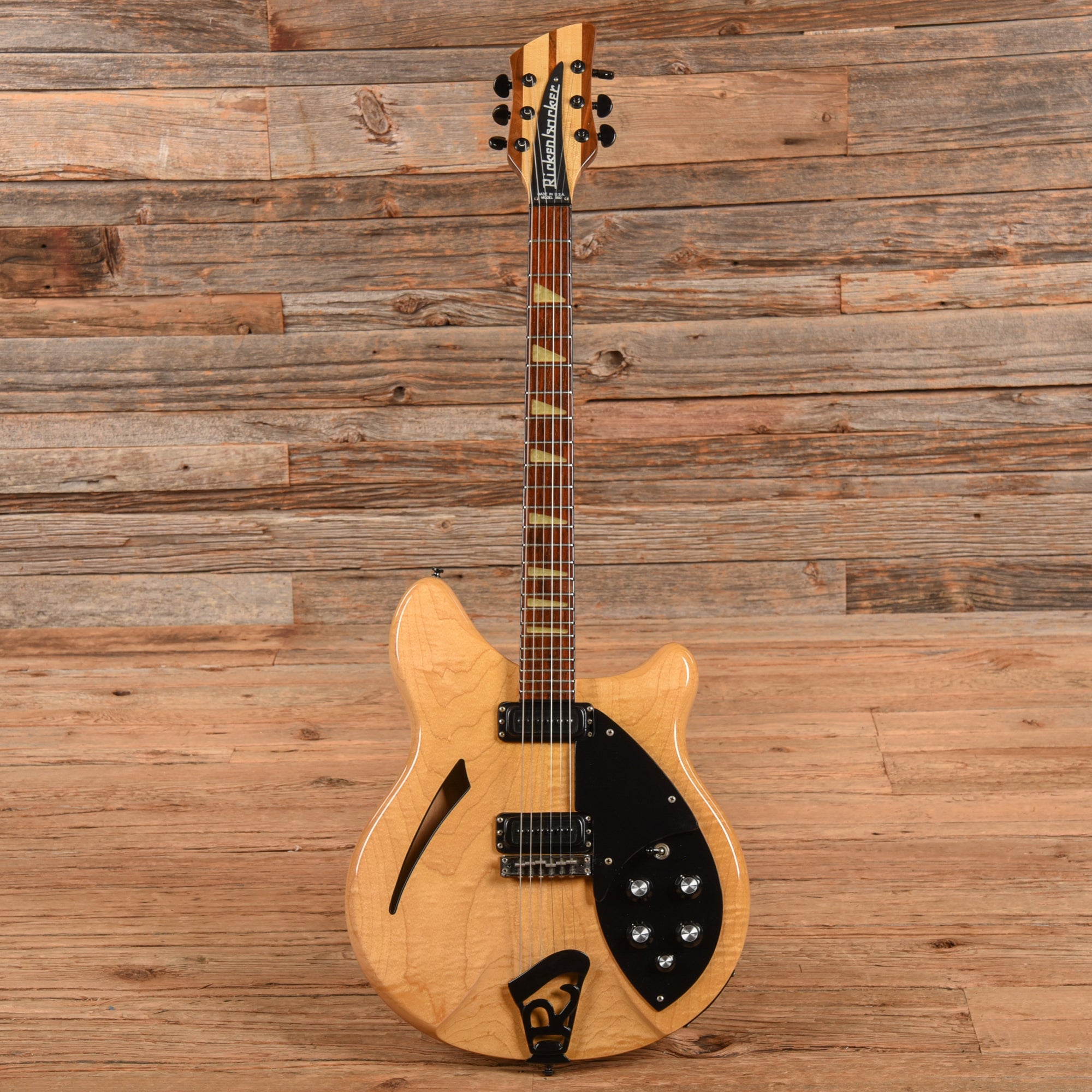 Rickenbacker 360 Mapleglo Tuxedo 1985 – Chicago Music Exchange