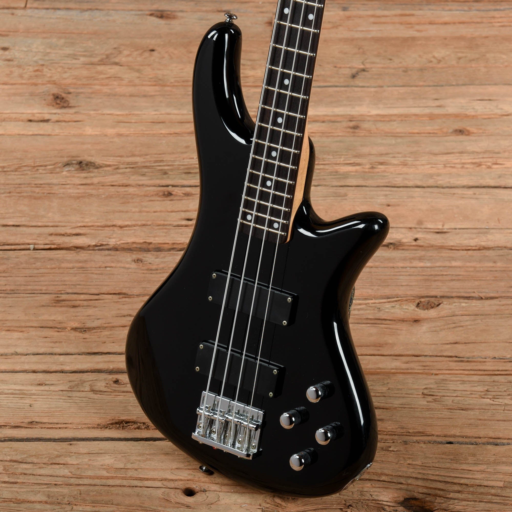 Schecter Diamond Series Stiletto Deluxe 4 Black – Chicago Music Exchange