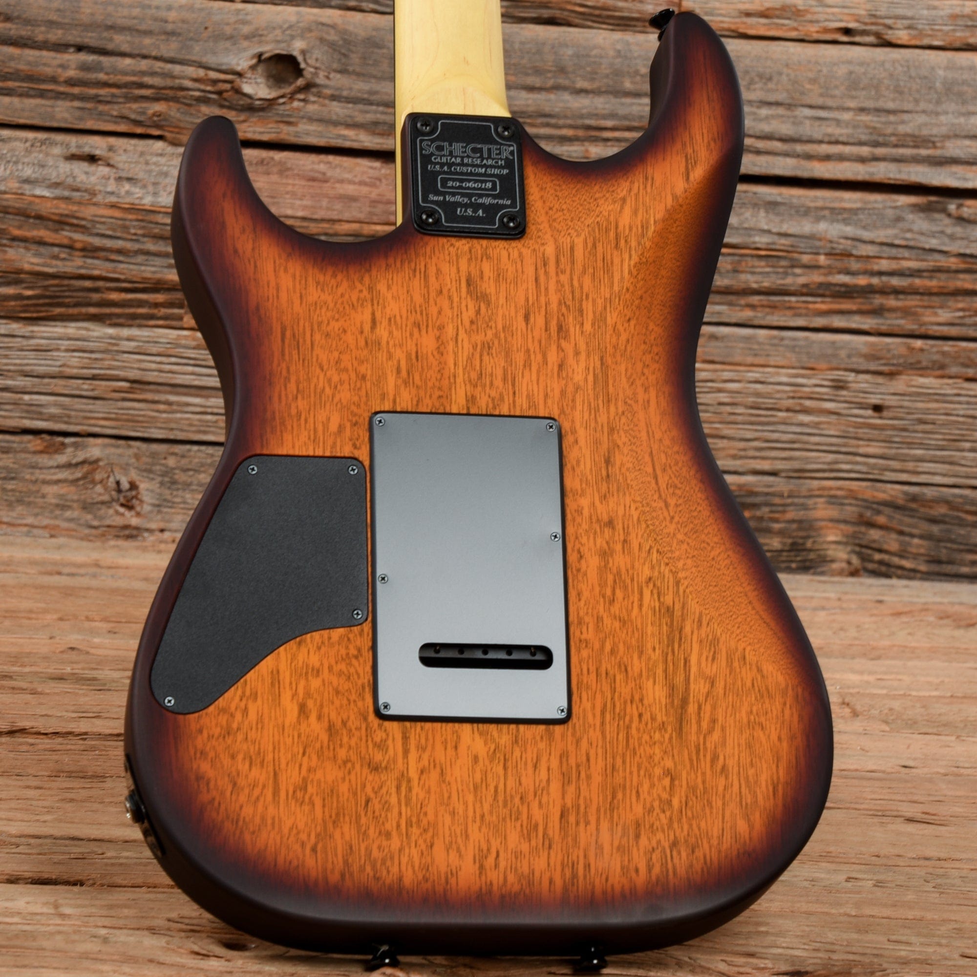 Schecter Sunset Custom-II Natural – Chicago Music Exchange