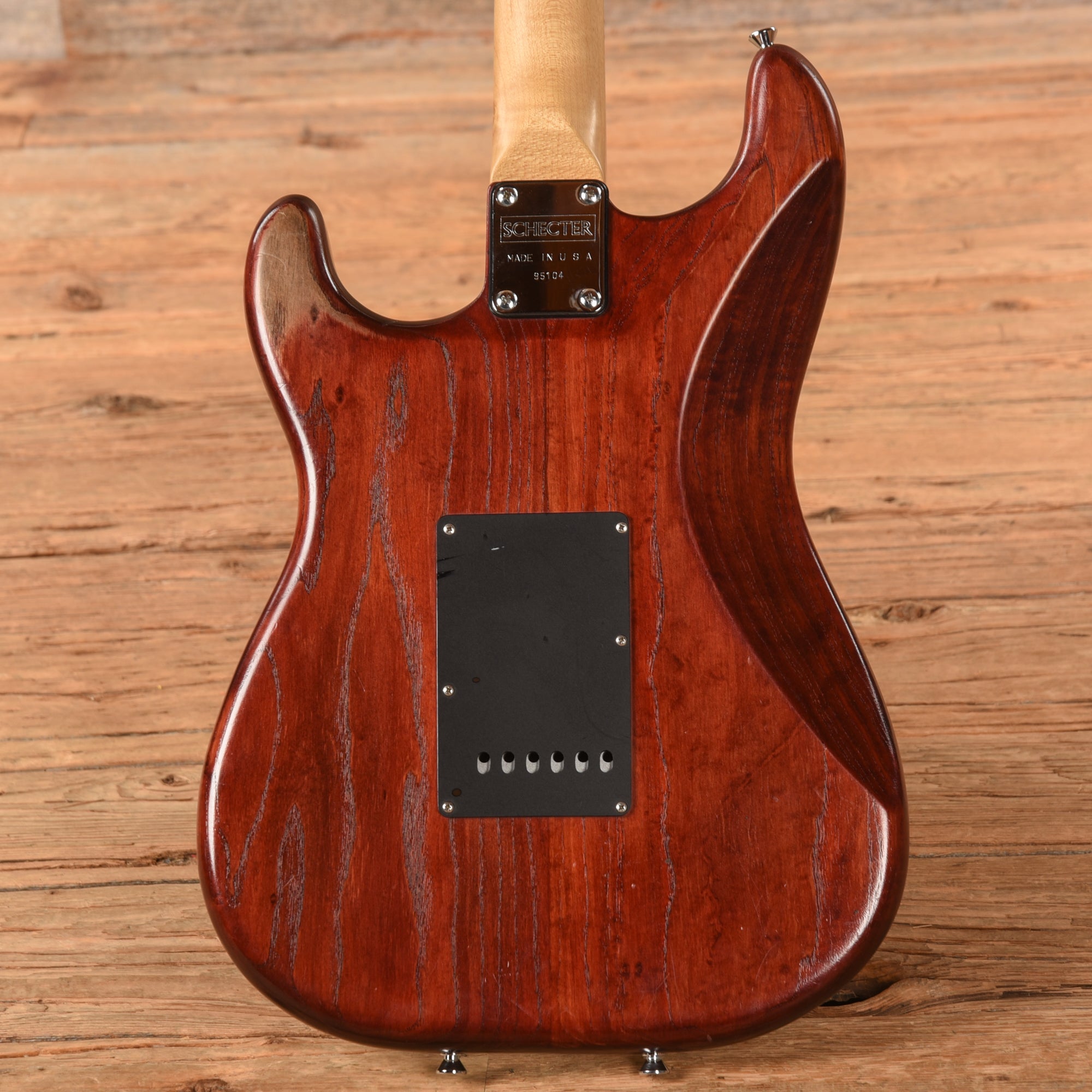 Schecter USA S-Style Red 1995 – Chicago Music Exchange
