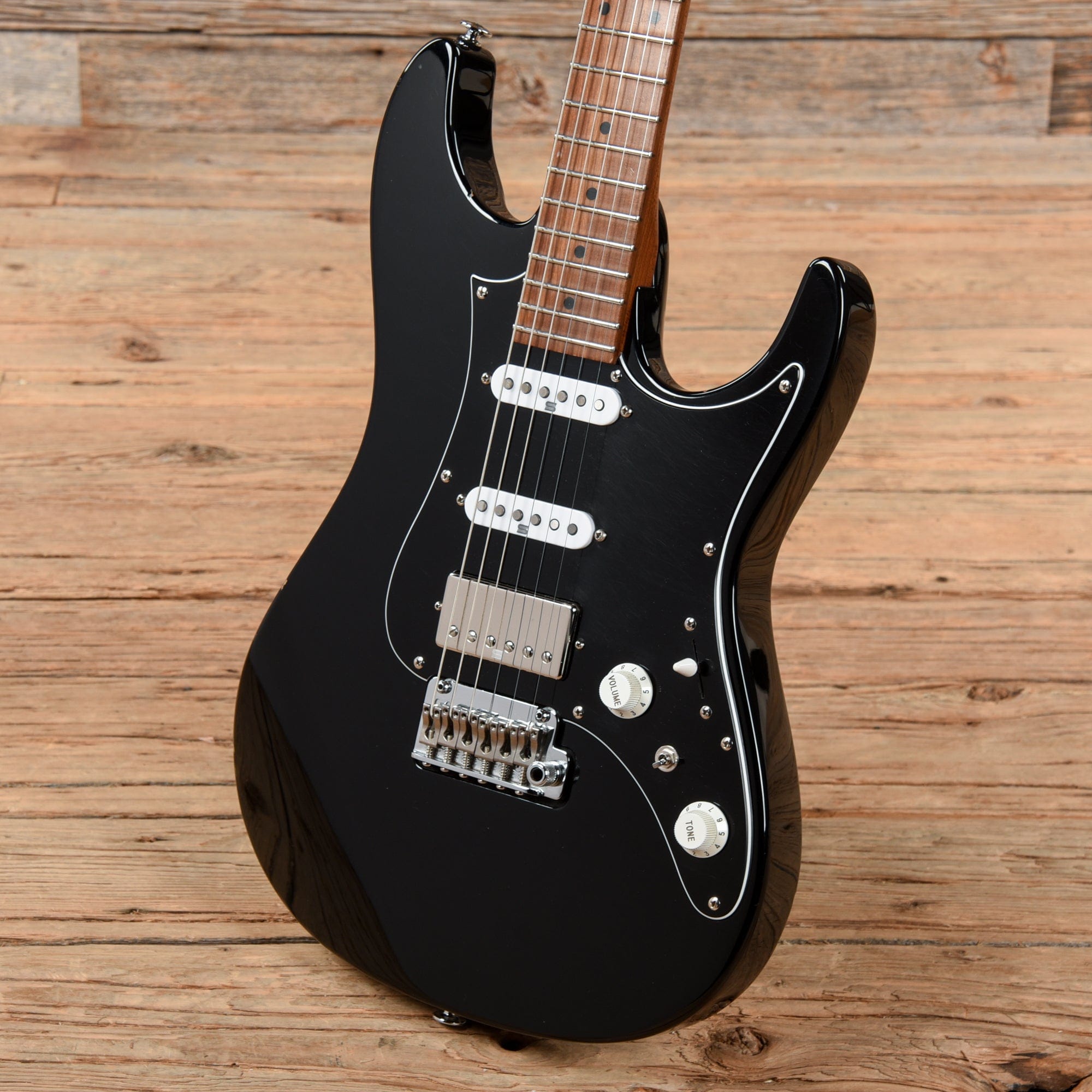 Ibanez Prestige AZ2204B Black 2020 – Chicago Music Exchange