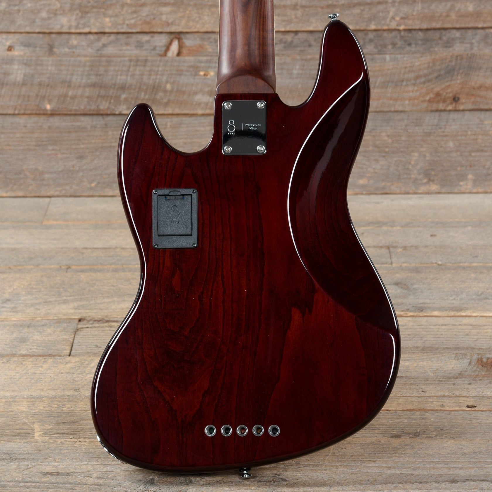Sire Marcus Miller V8 Swamp Ash 5-String Tobacco Sunburst – Chicago ...