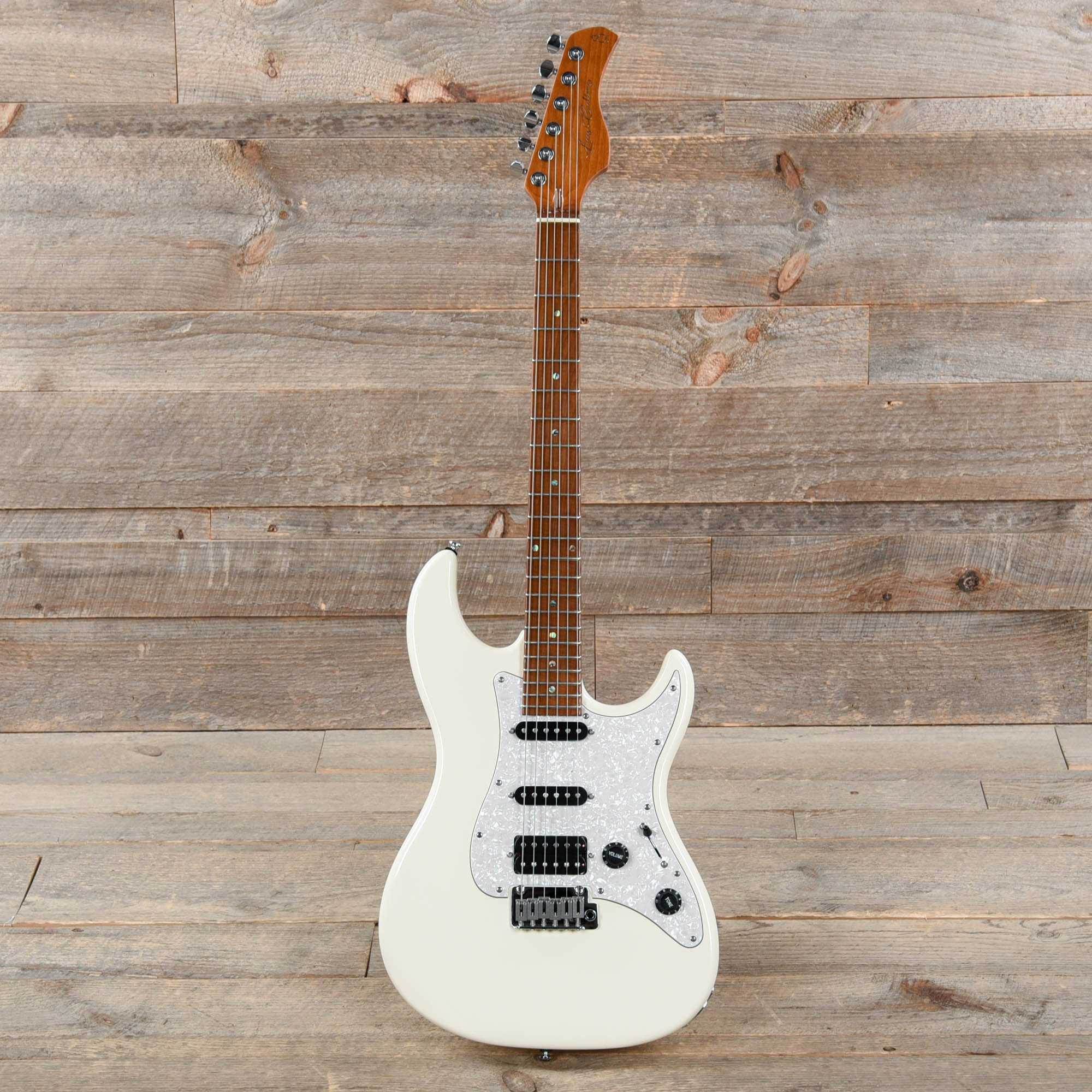 Sire Larry Carlton S7 Electric Antique White – Chicago Music Exchange