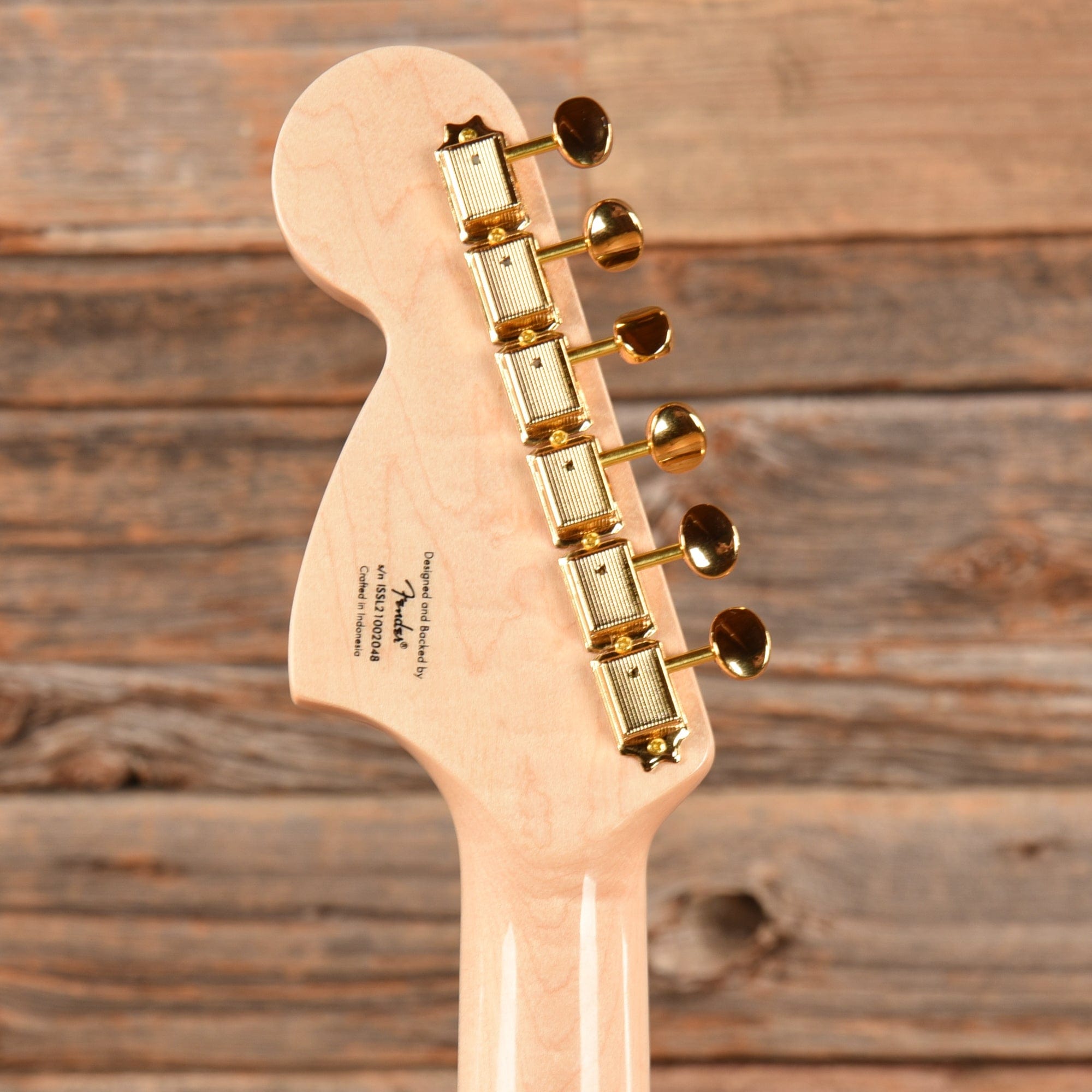 Squier 40th Anniversary Stratocaster Ruby Red Metallic 2022 – Chicago ...