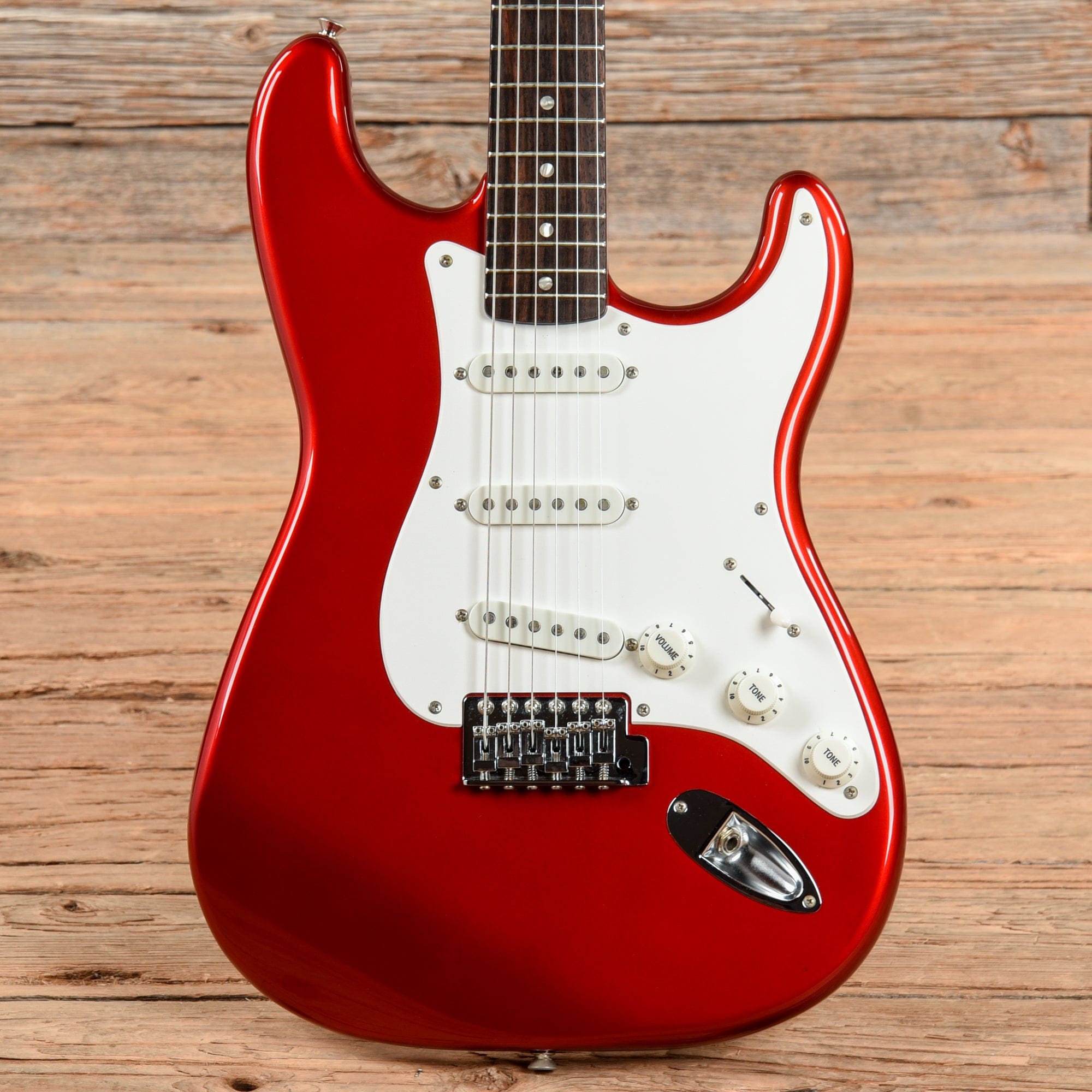 Squier Affinity Stratocaster Metallic Red – Chicago Music Exchange