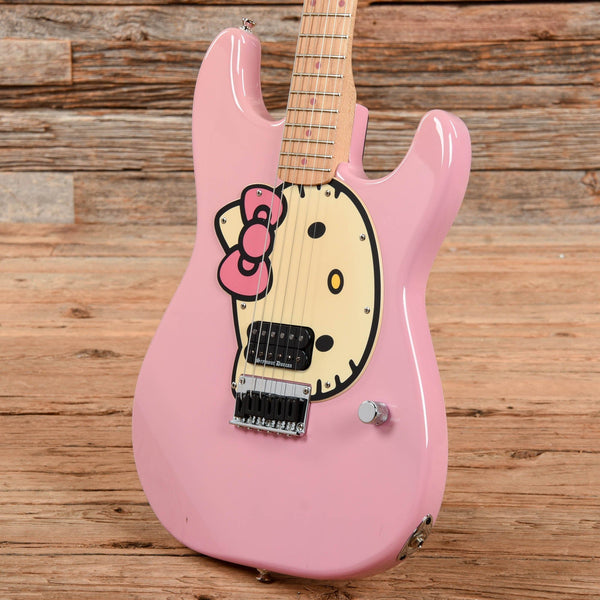 Squier Hello Kitty Stratocaster Pink 2006 – Chicago Music Exchange