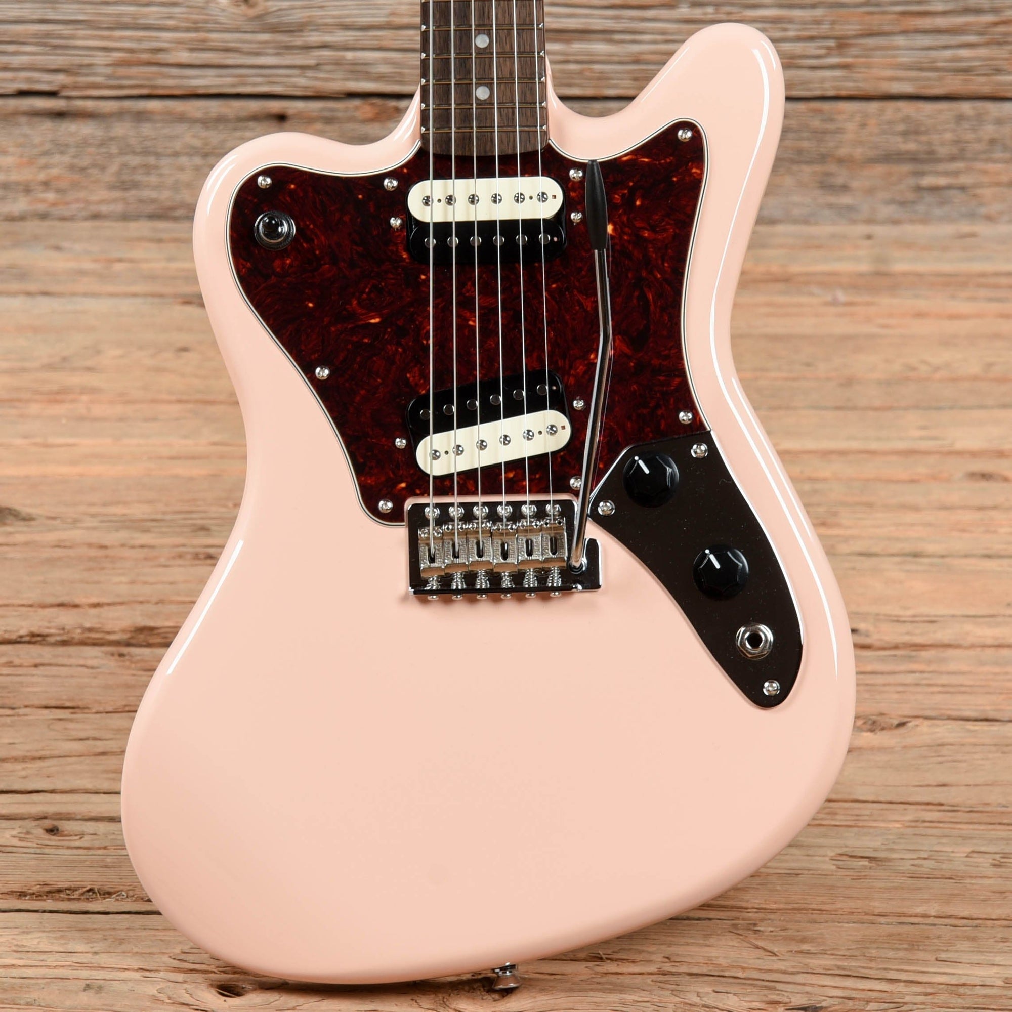 Squier Squier Paranormal Super-Sonic Shell Pink 2021 – Chicago Music ...
