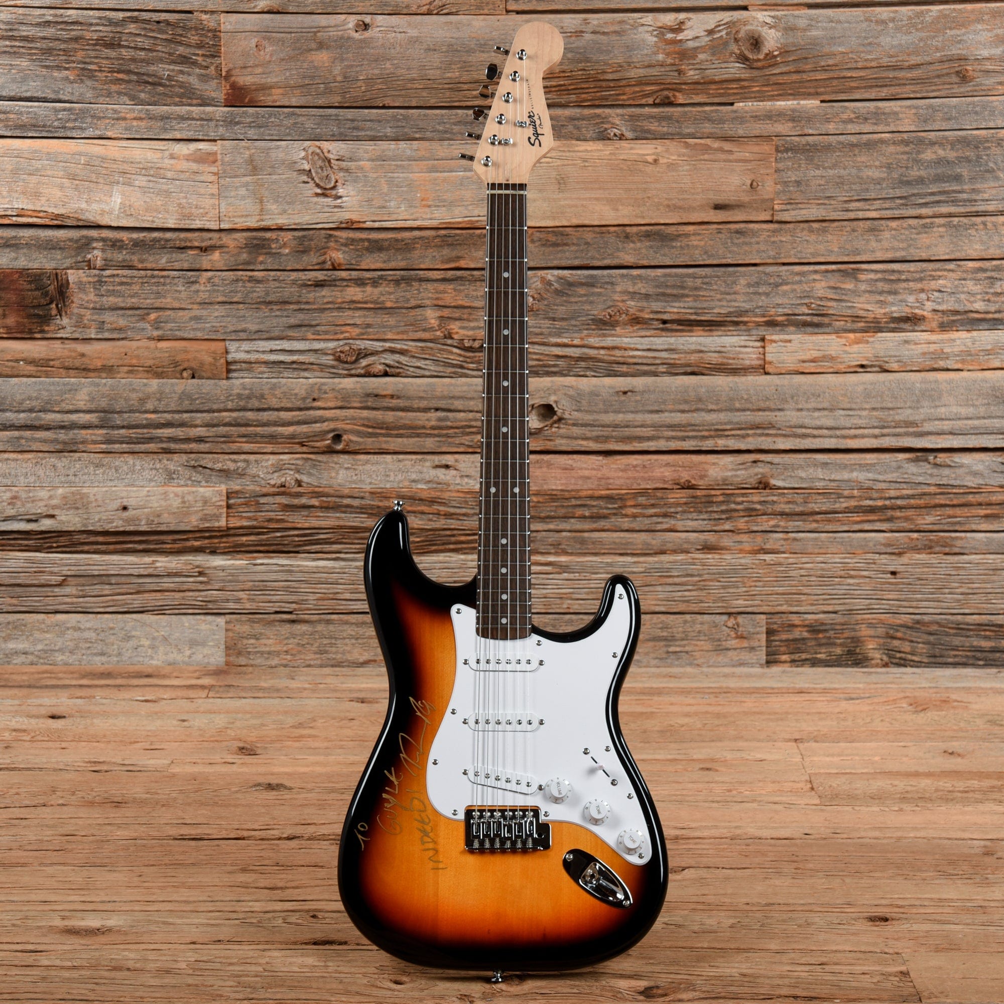 Squier Stratocaster Sunburst 2010 – Chicago Music Exchange