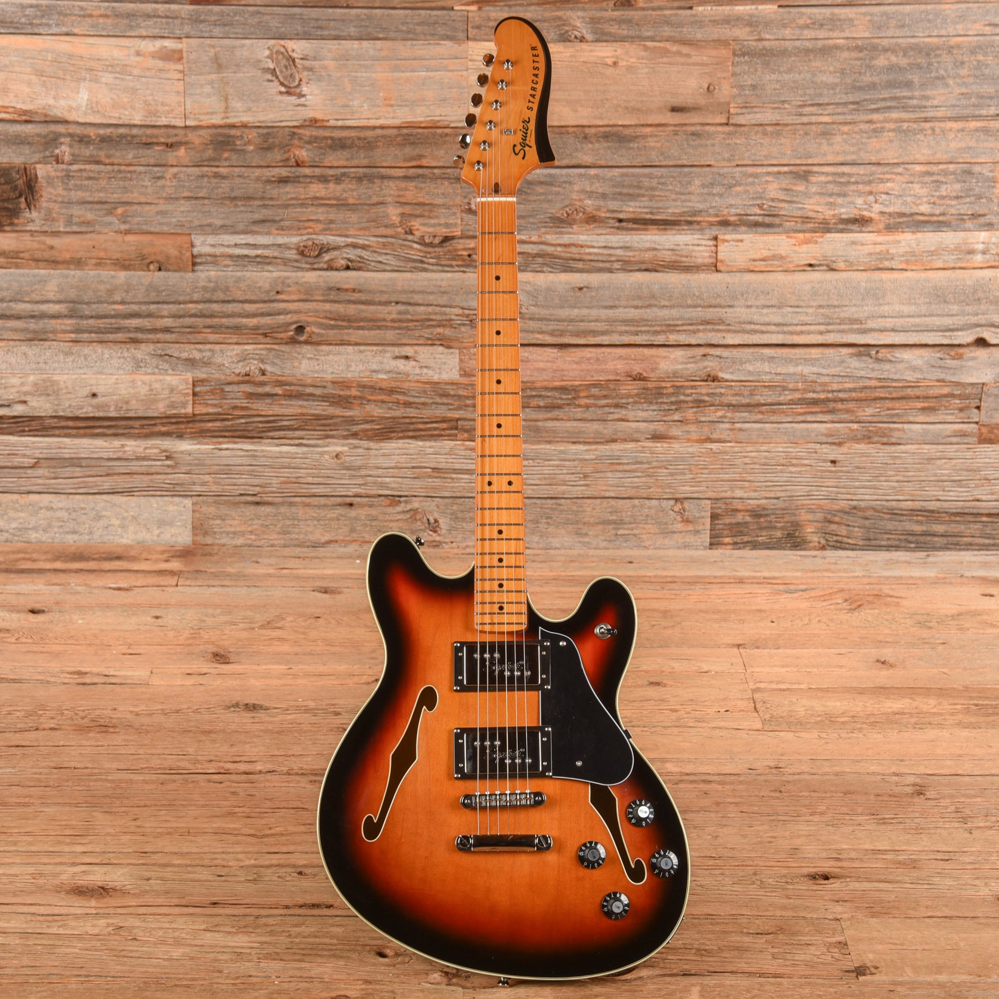 Squier Classic Vibe Starcaster 3-Color Sunburst 2024 – Chicago Music ...